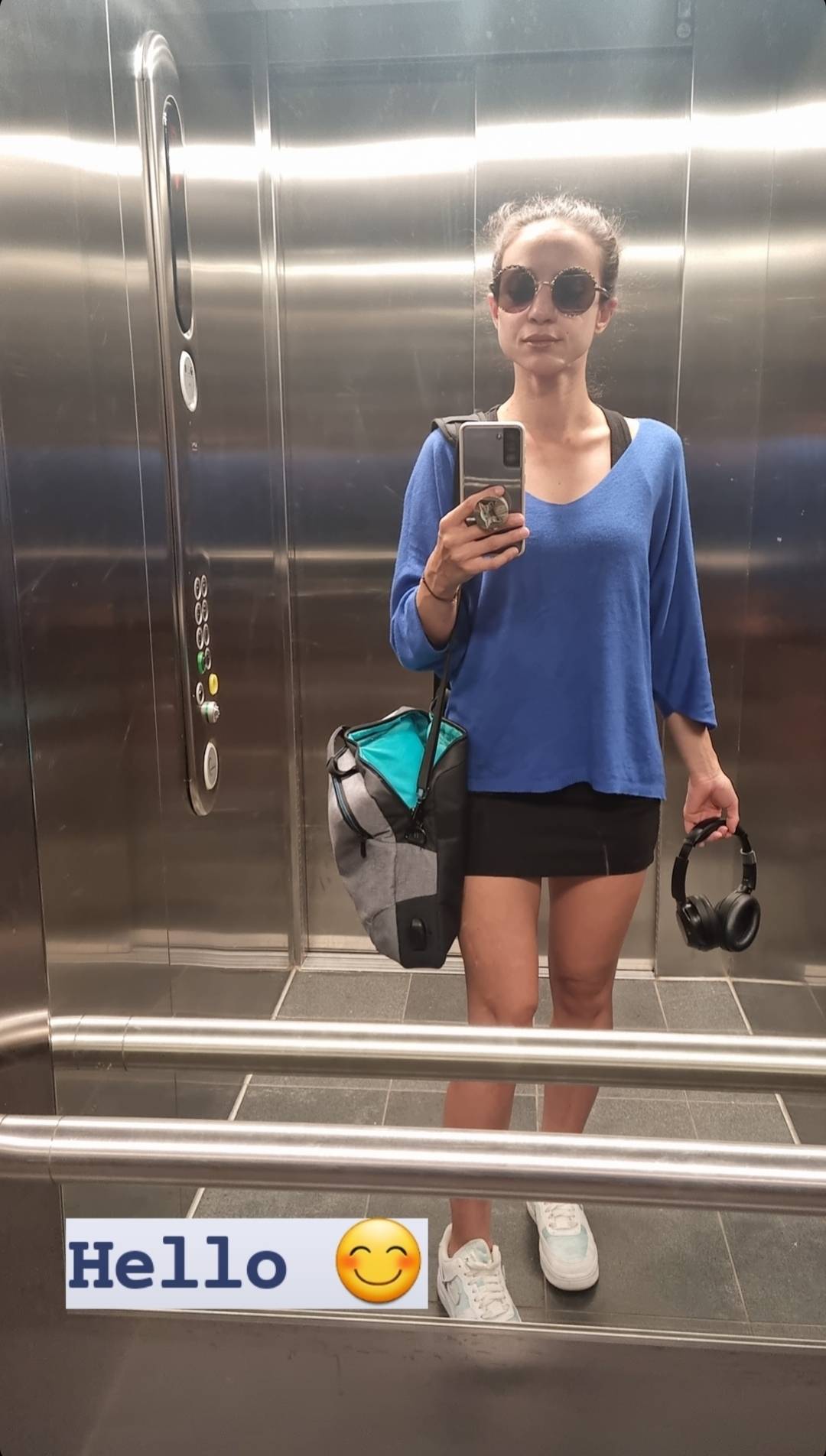 In elevator | Scrolller