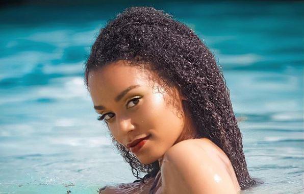 In the pool pearl 😝 | Scrolller