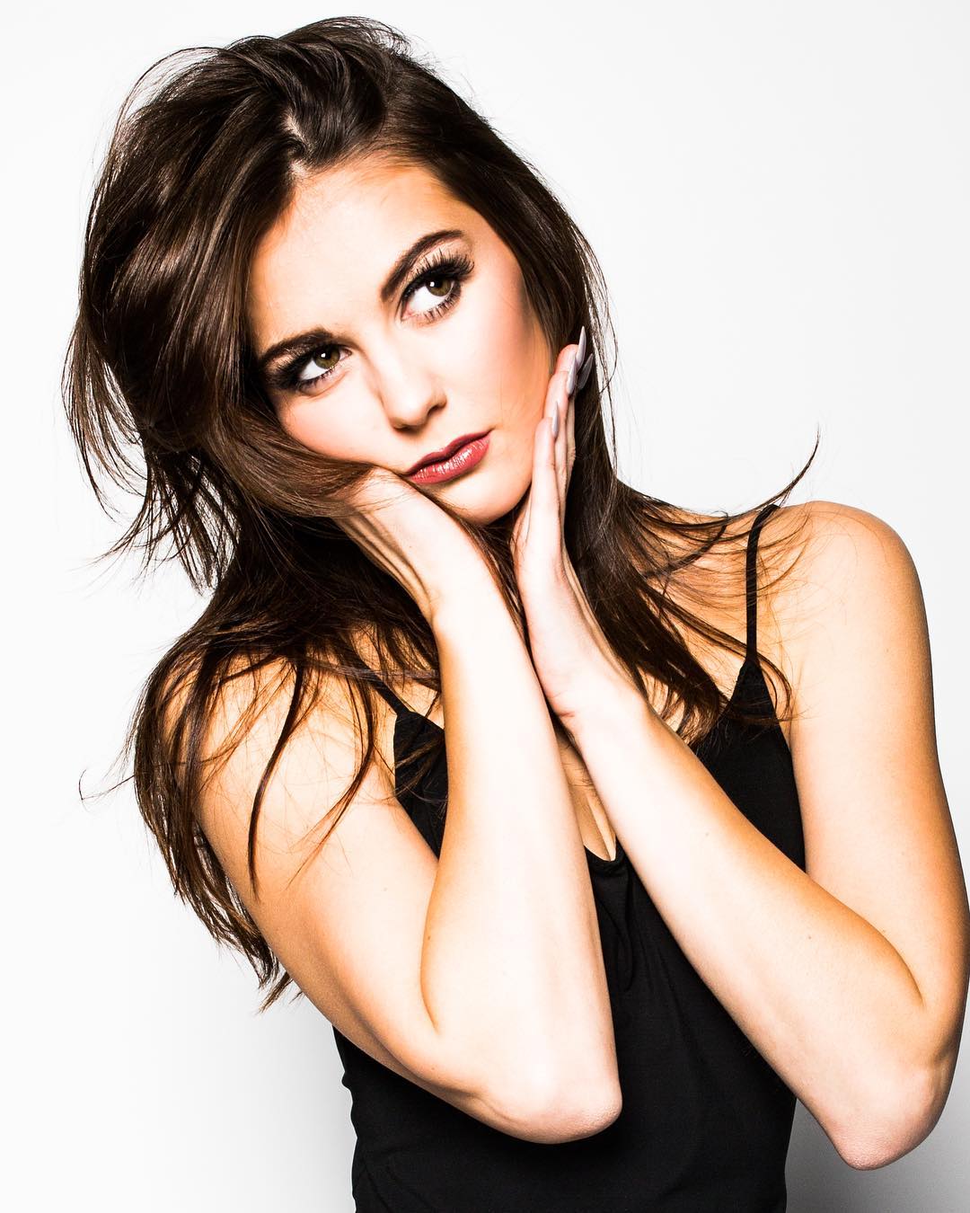 Incredibly Attractive | Scrolller