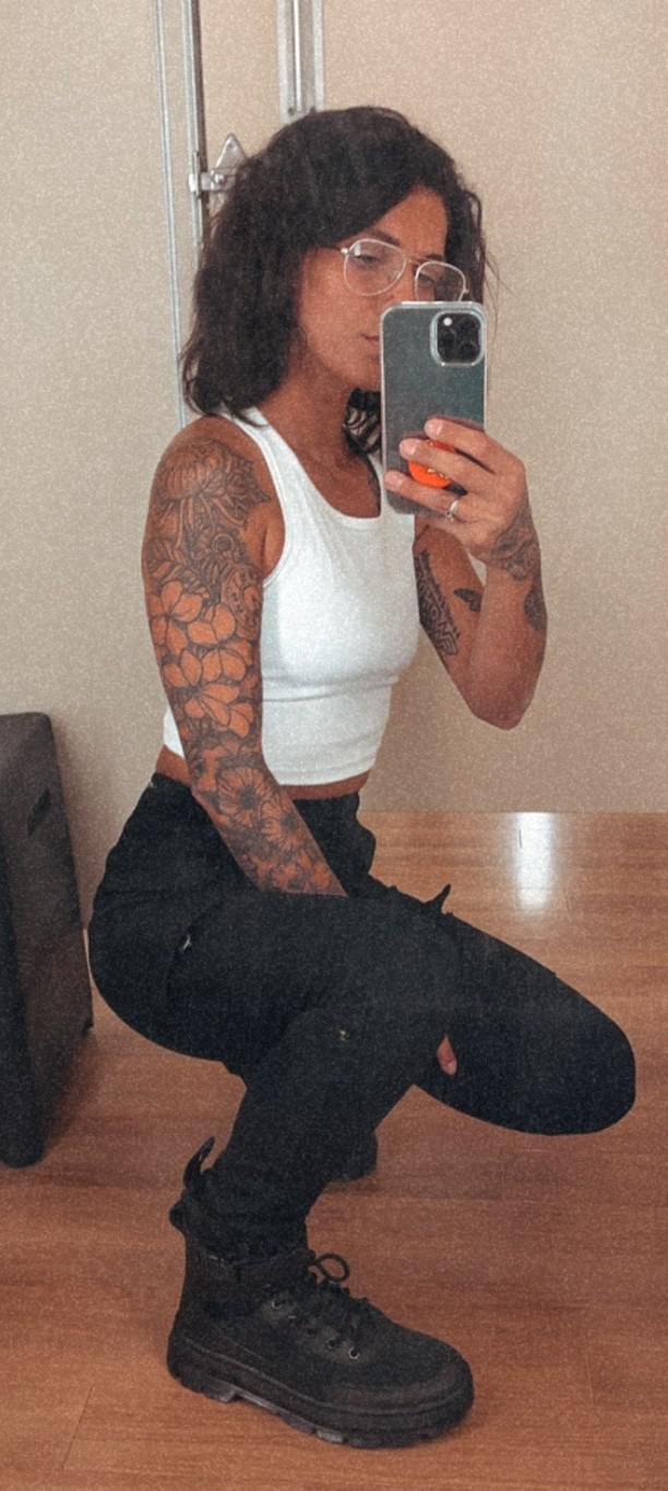 Ink covered cutie | Scrolller