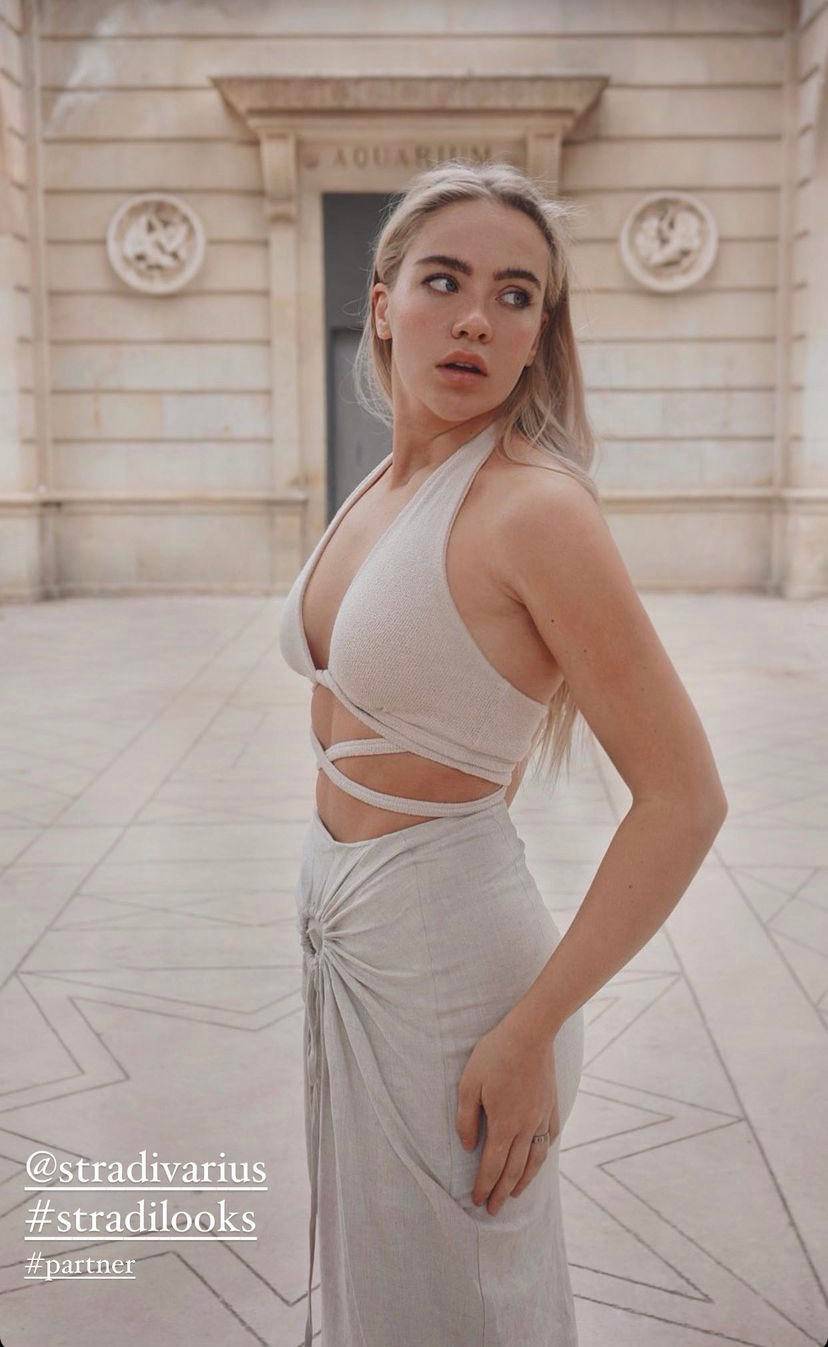 Instastorie | Scrolller