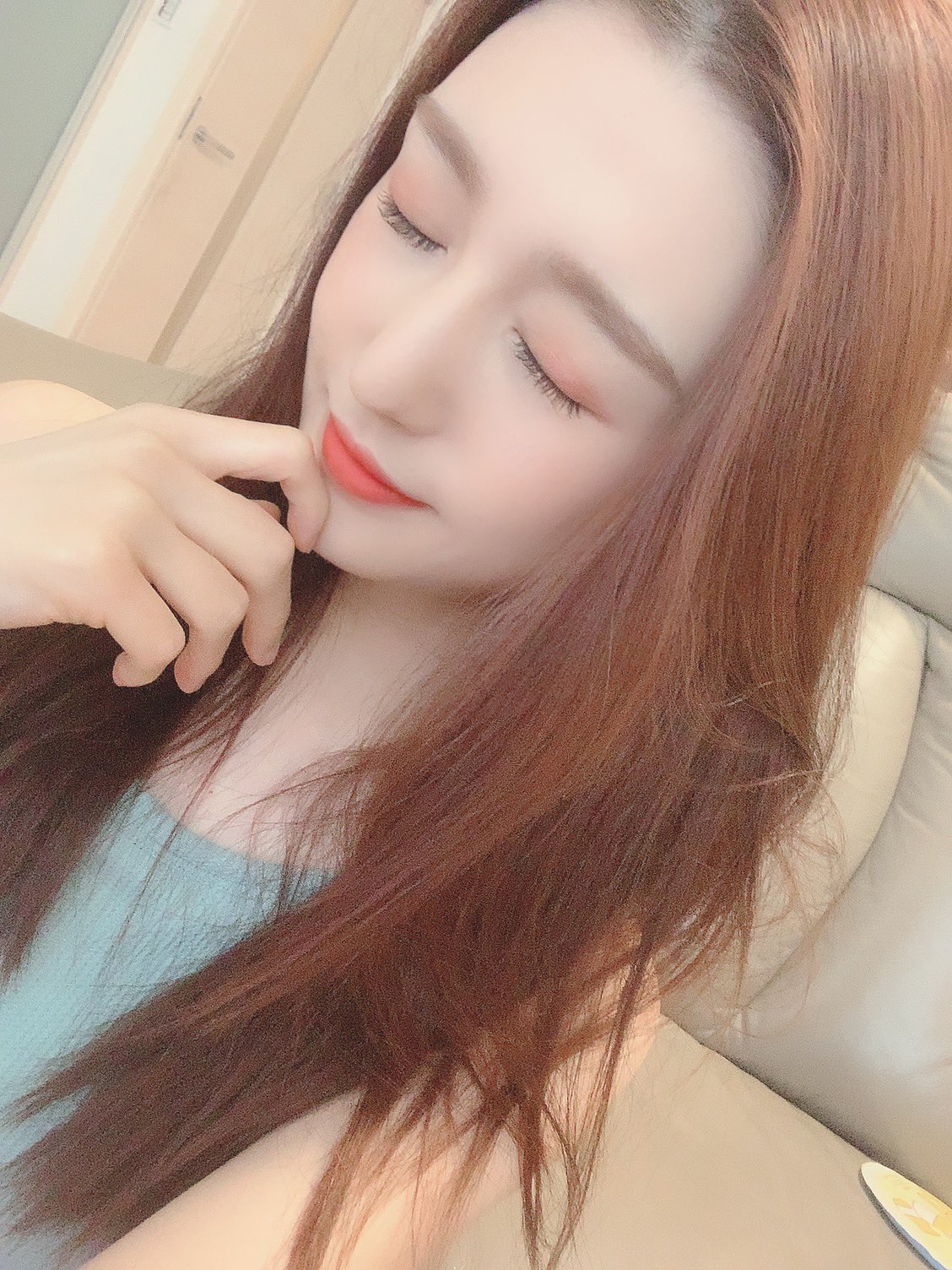 Iori Kogawa with eyes closed | Scrolller