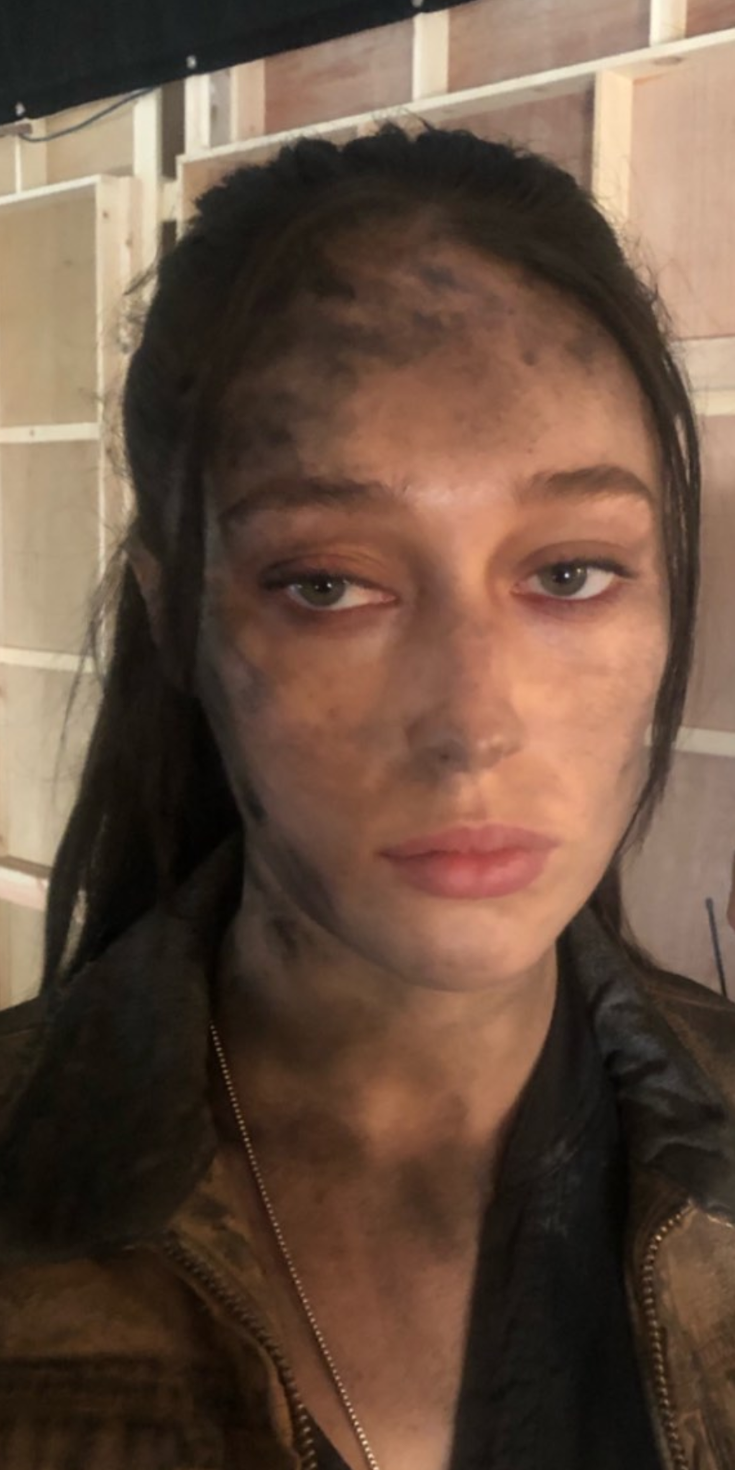 Is Alycia Debnam Carey Perfect Scrolller
