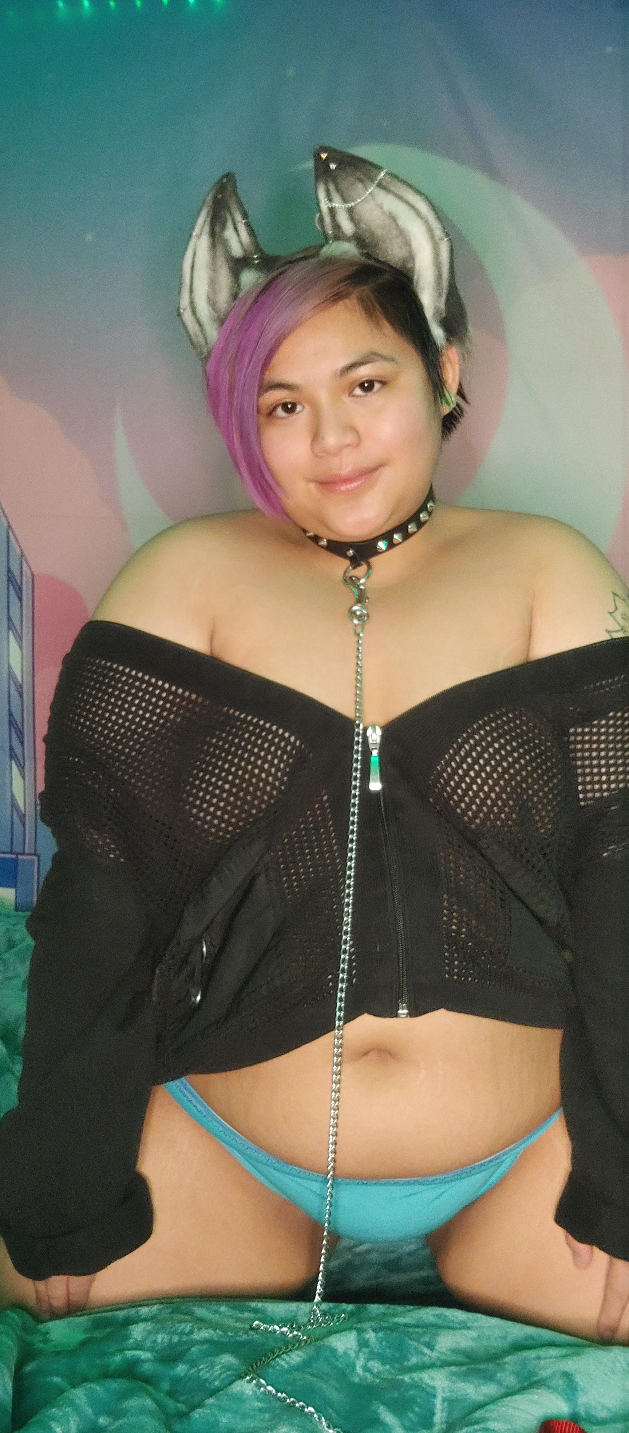 Is it time for our walk yet? | Scrolller