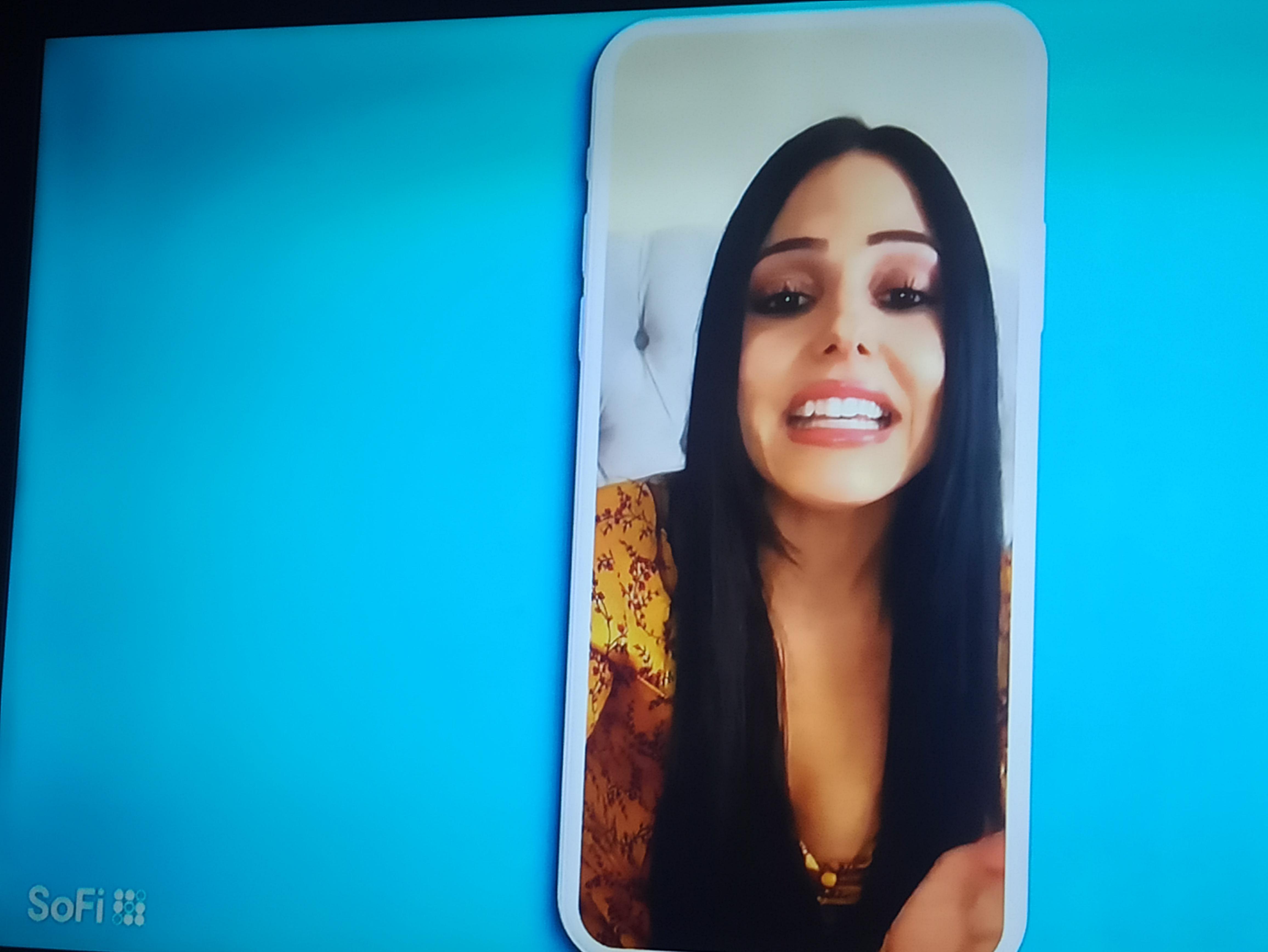 Is Sarah and actress or did she actually get a loan from Sofi? | Scrolller