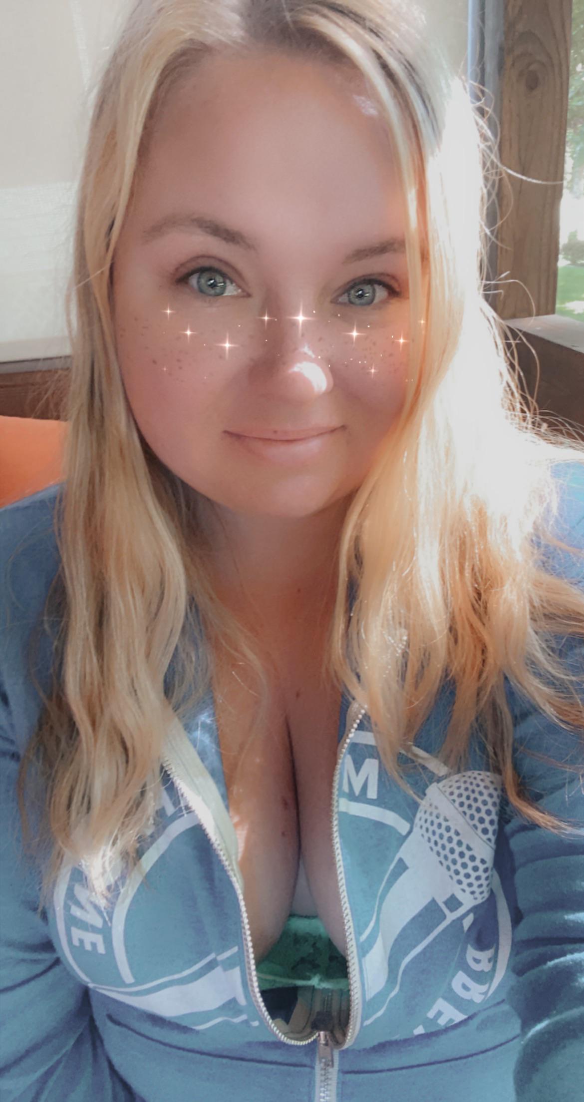 It’s a beautiful crisp Friday. | Scrolller