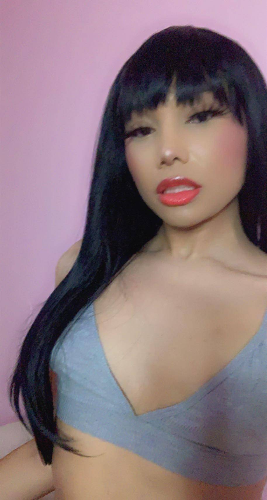 it’s femboy friday 😜🤍 | Scrolller