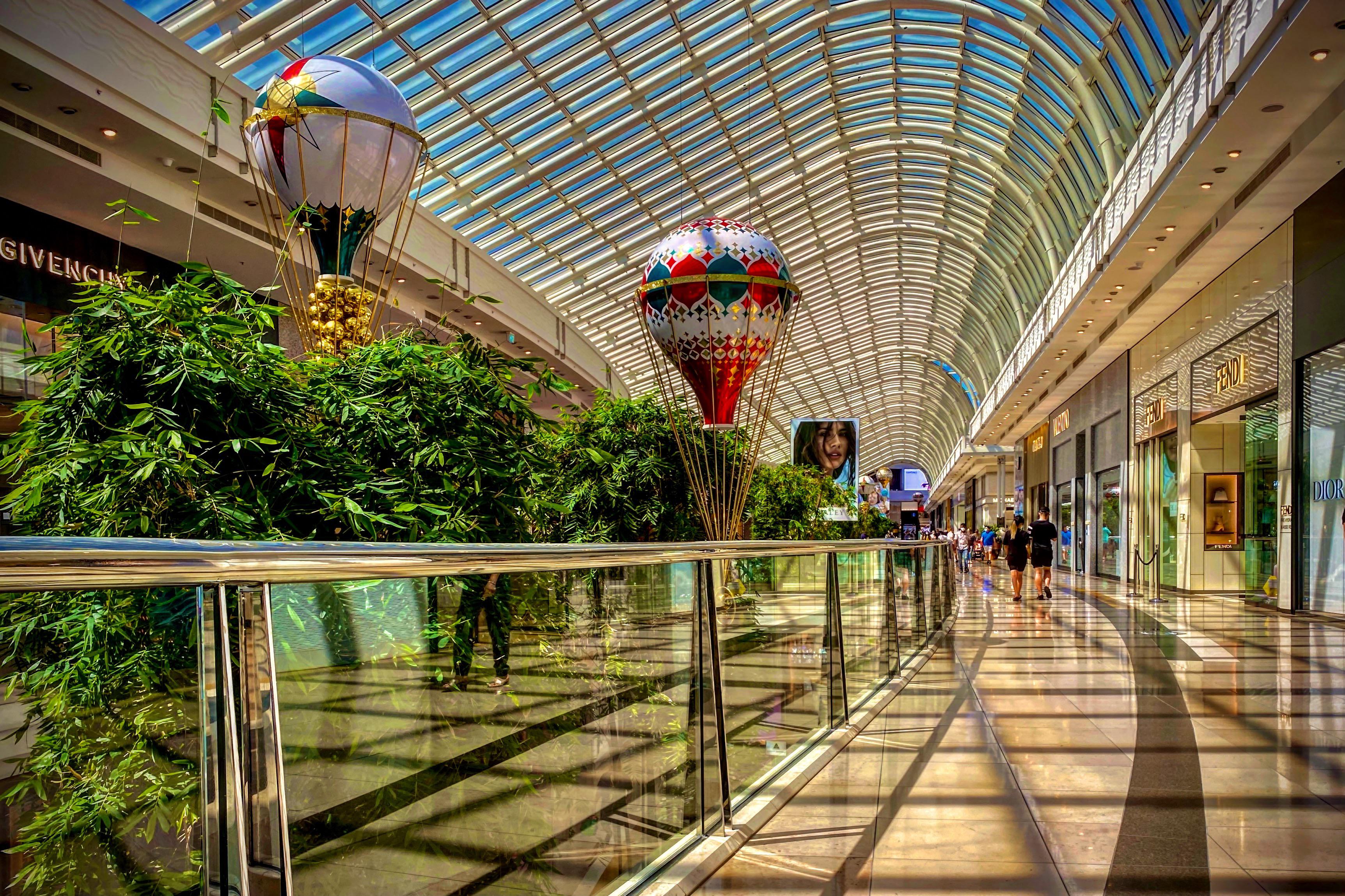 ITAP of an empty mall | Scrolller