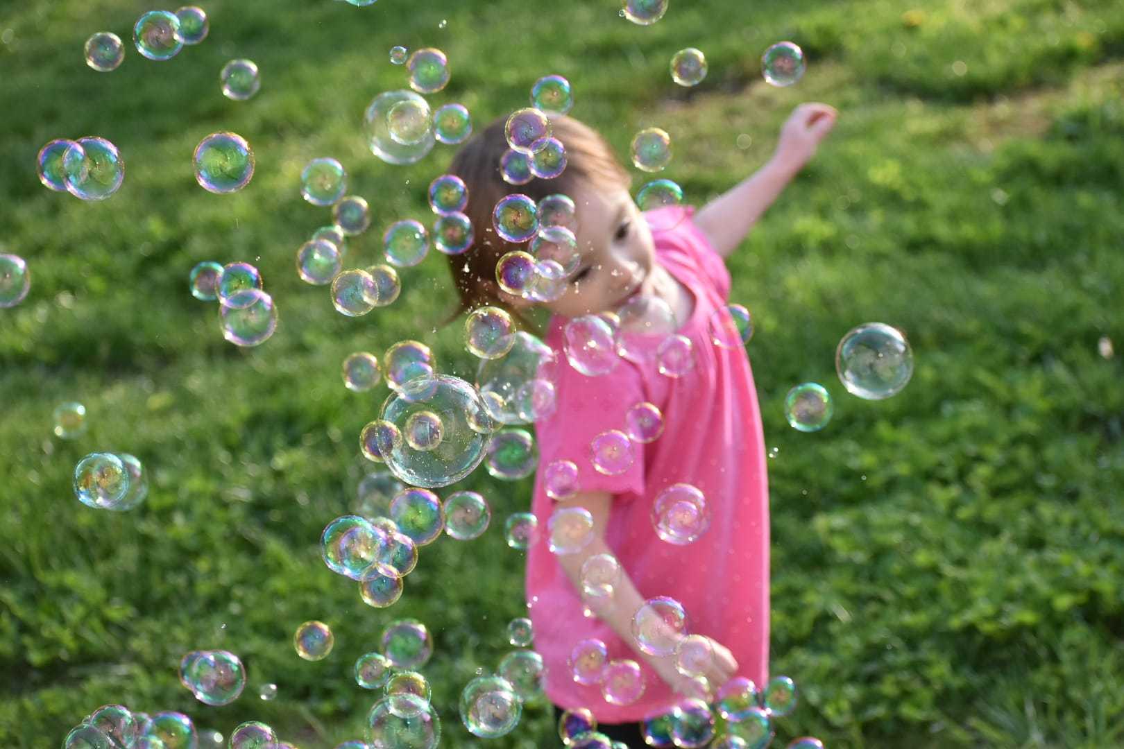ITAP of my daughter dancing in bubbles | Scrolller