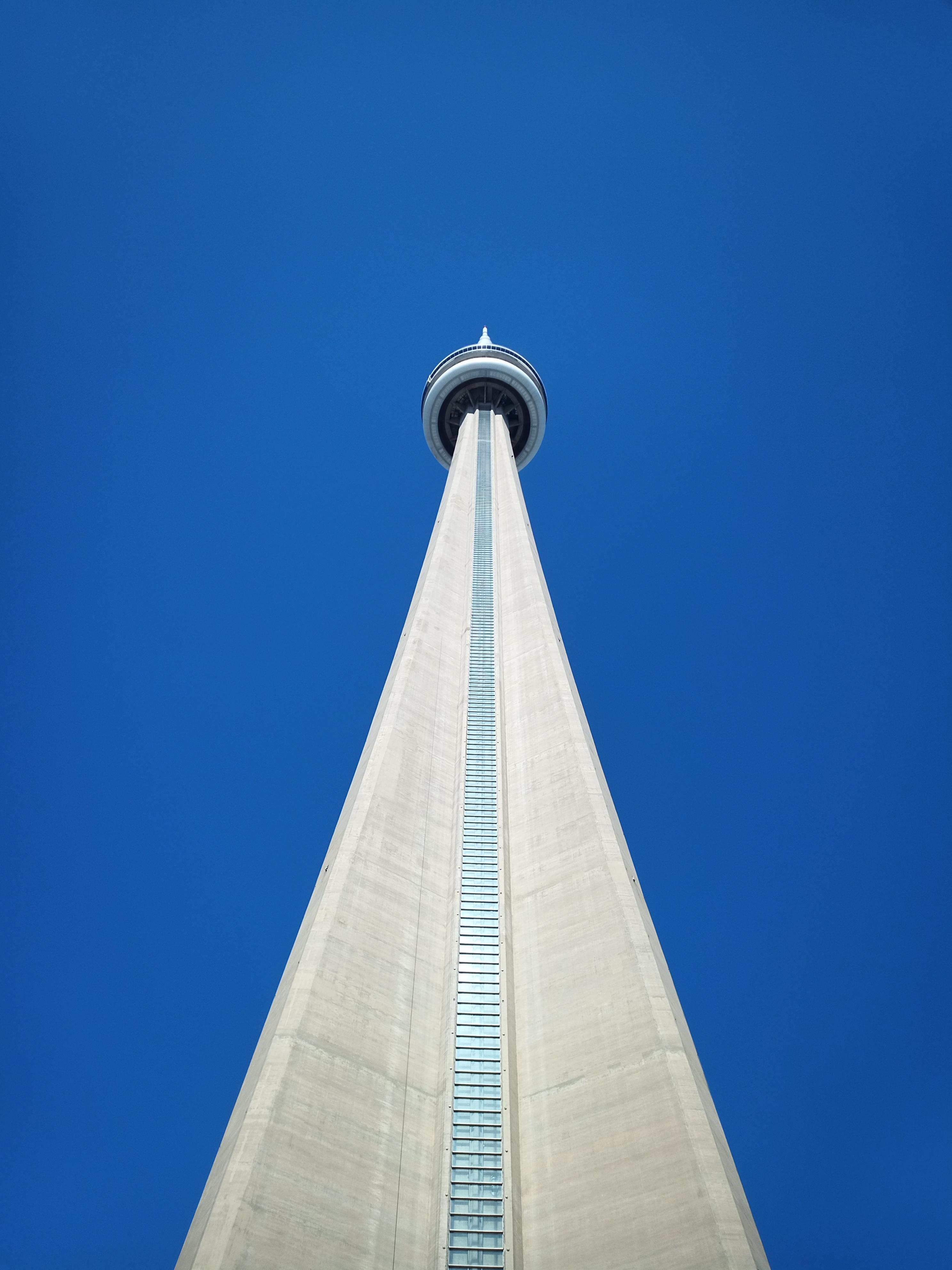 ITAP of the CN Tower | Scrolller