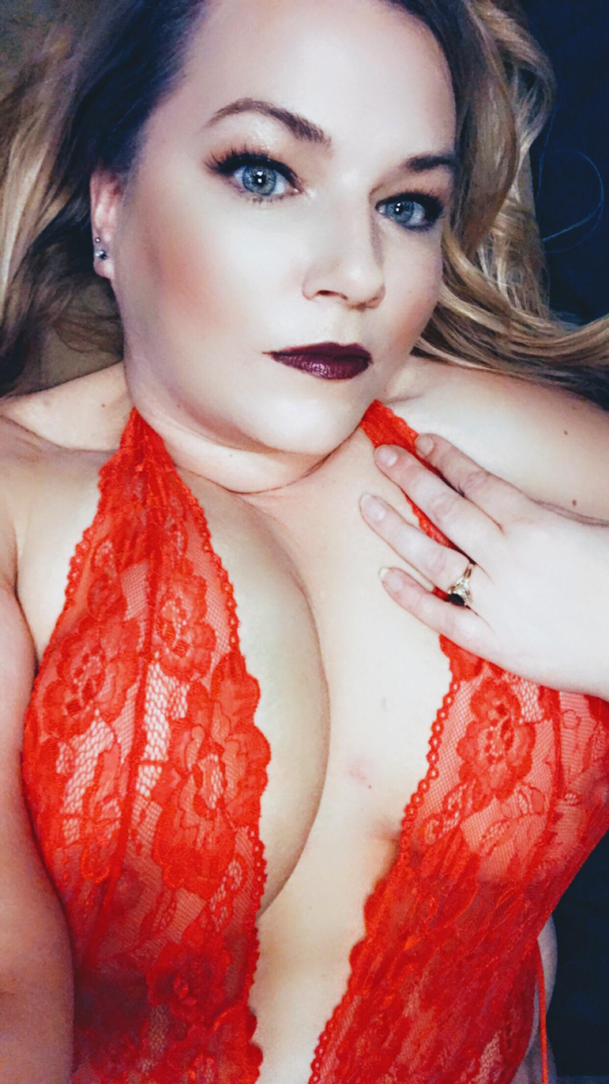 🎵 It's always tease, tease, tease You're happy when I'm on my knees🎵 | Scrolller