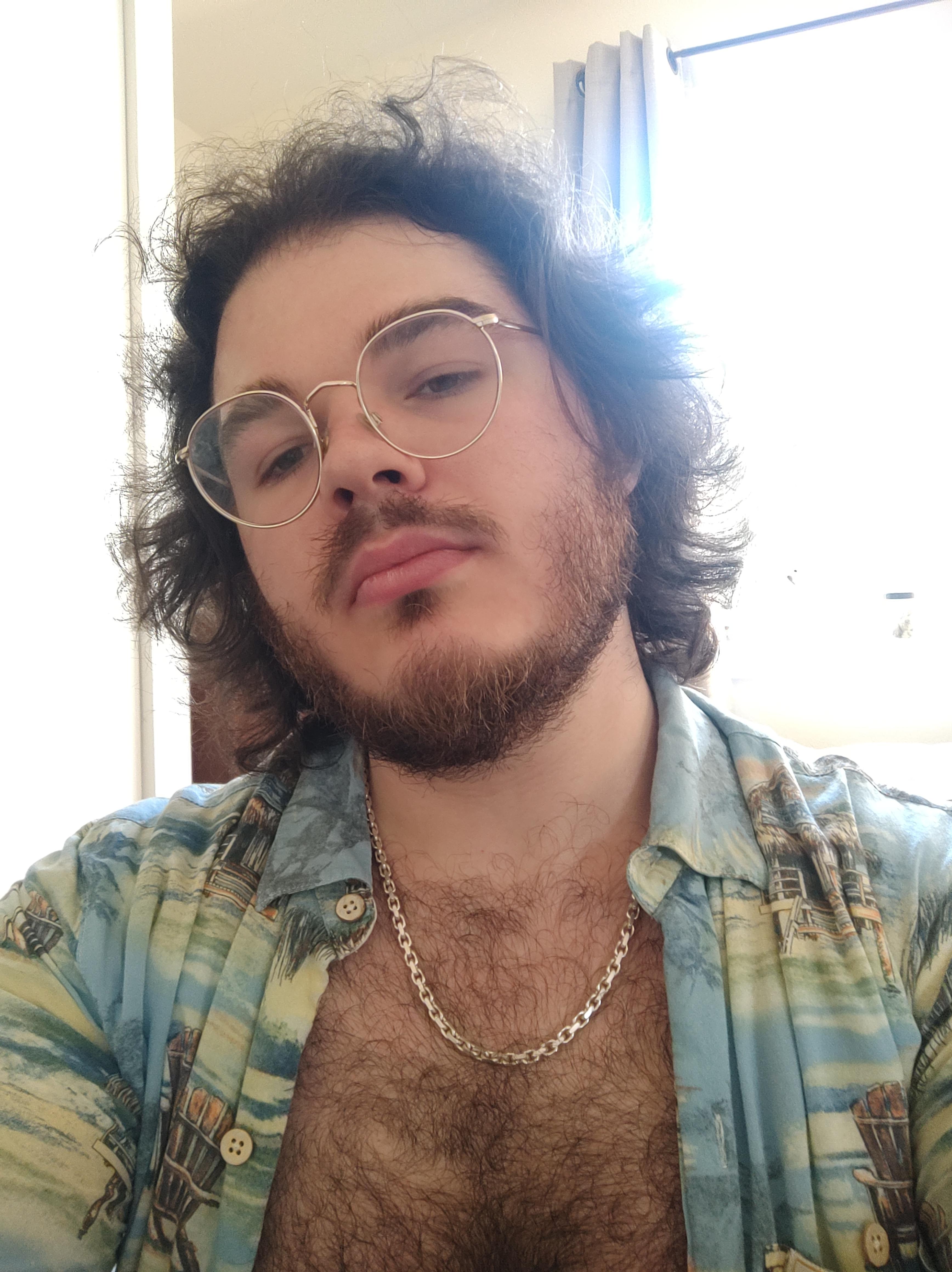 It's hotter than hell outside 🥵 | Scrolller