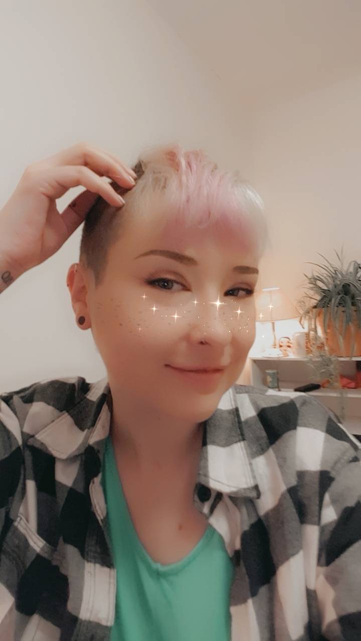 It's Selfie Sunday everyone, let's see those gorgeous faces! | Scrolller