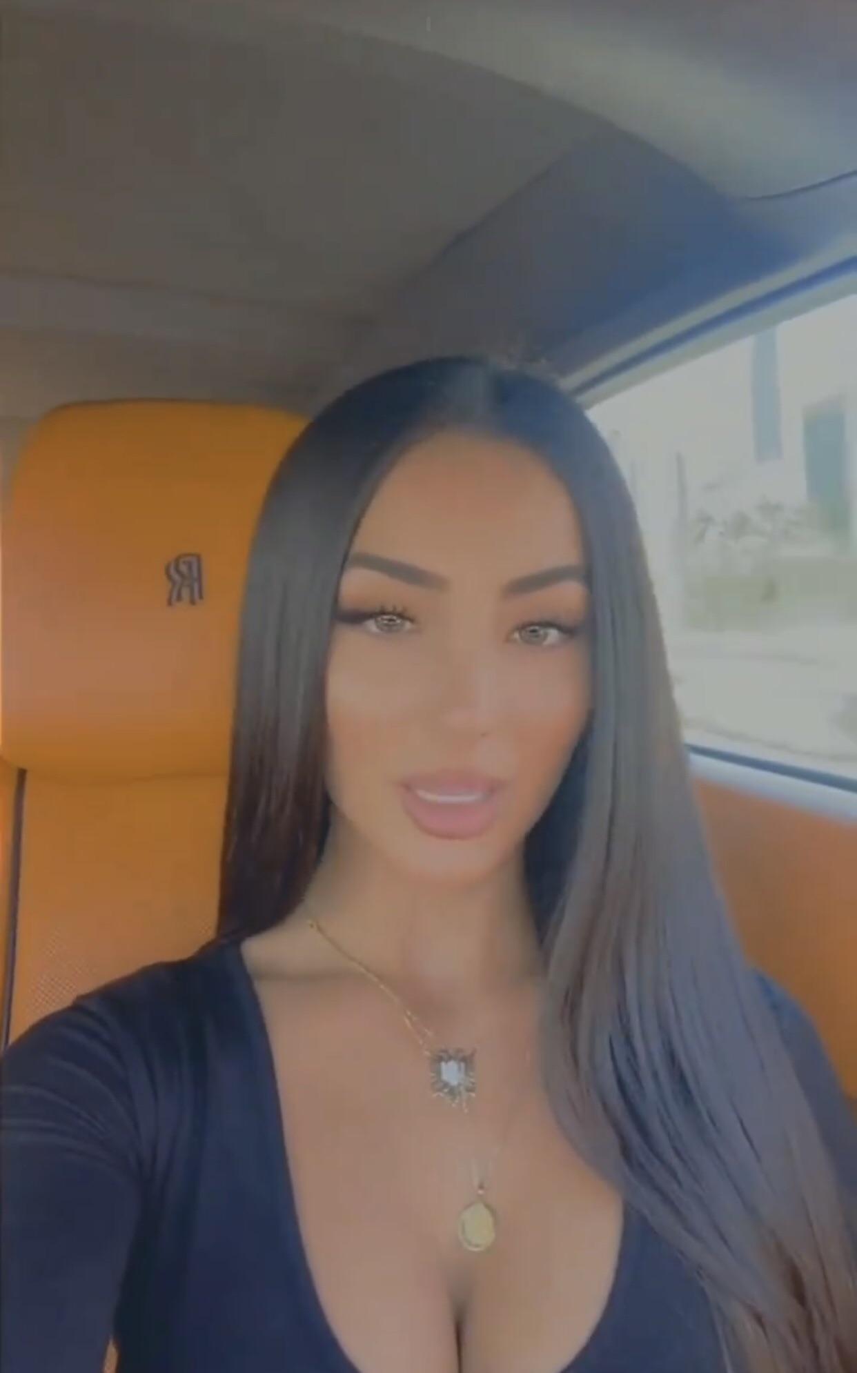 Anyone know her name? | Scrolller