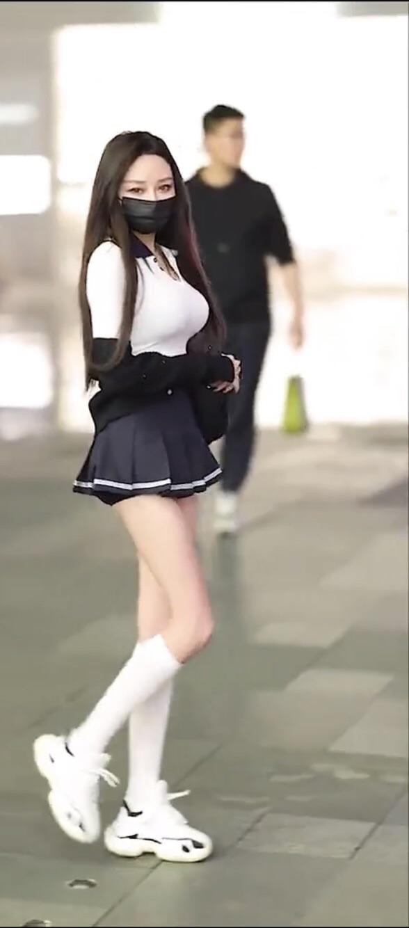 IWFTR IG @ ? | Scrolller