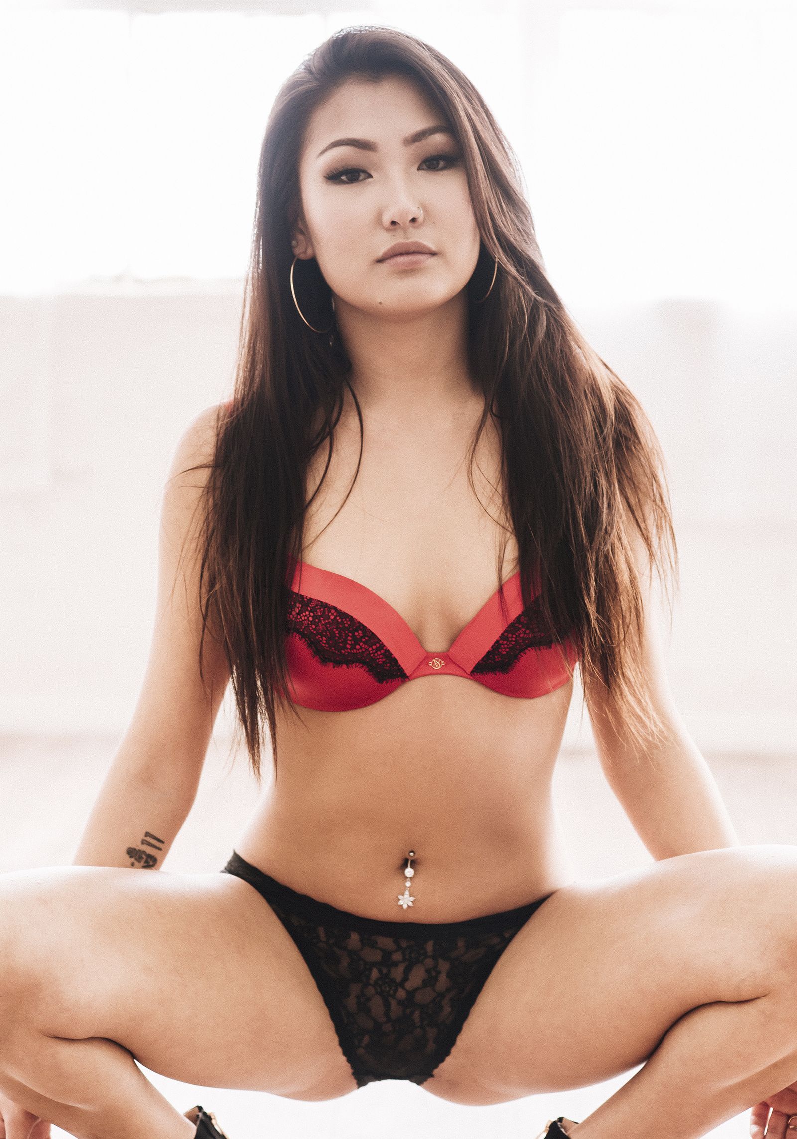 Jade Luv | Scrolller