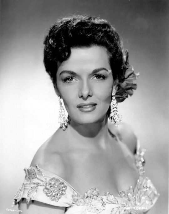 Jane Russell, 1952 | Scrolller