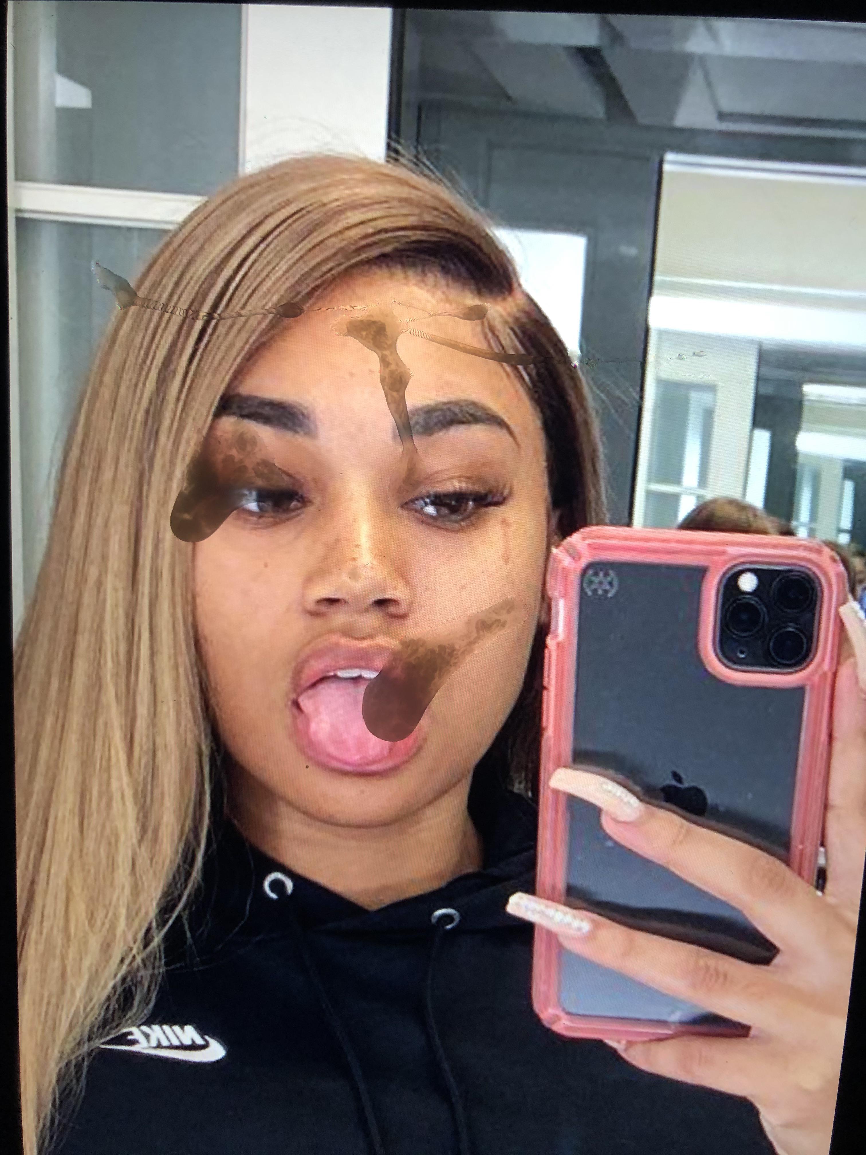 Jania tribute | Scrolller