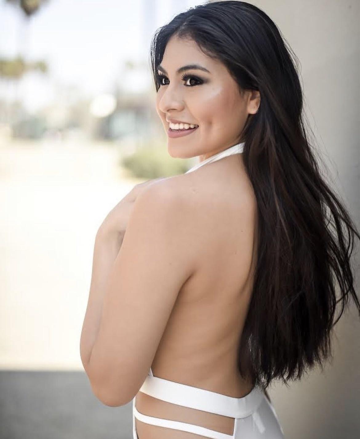 Jasmine Jewel | Scrolller