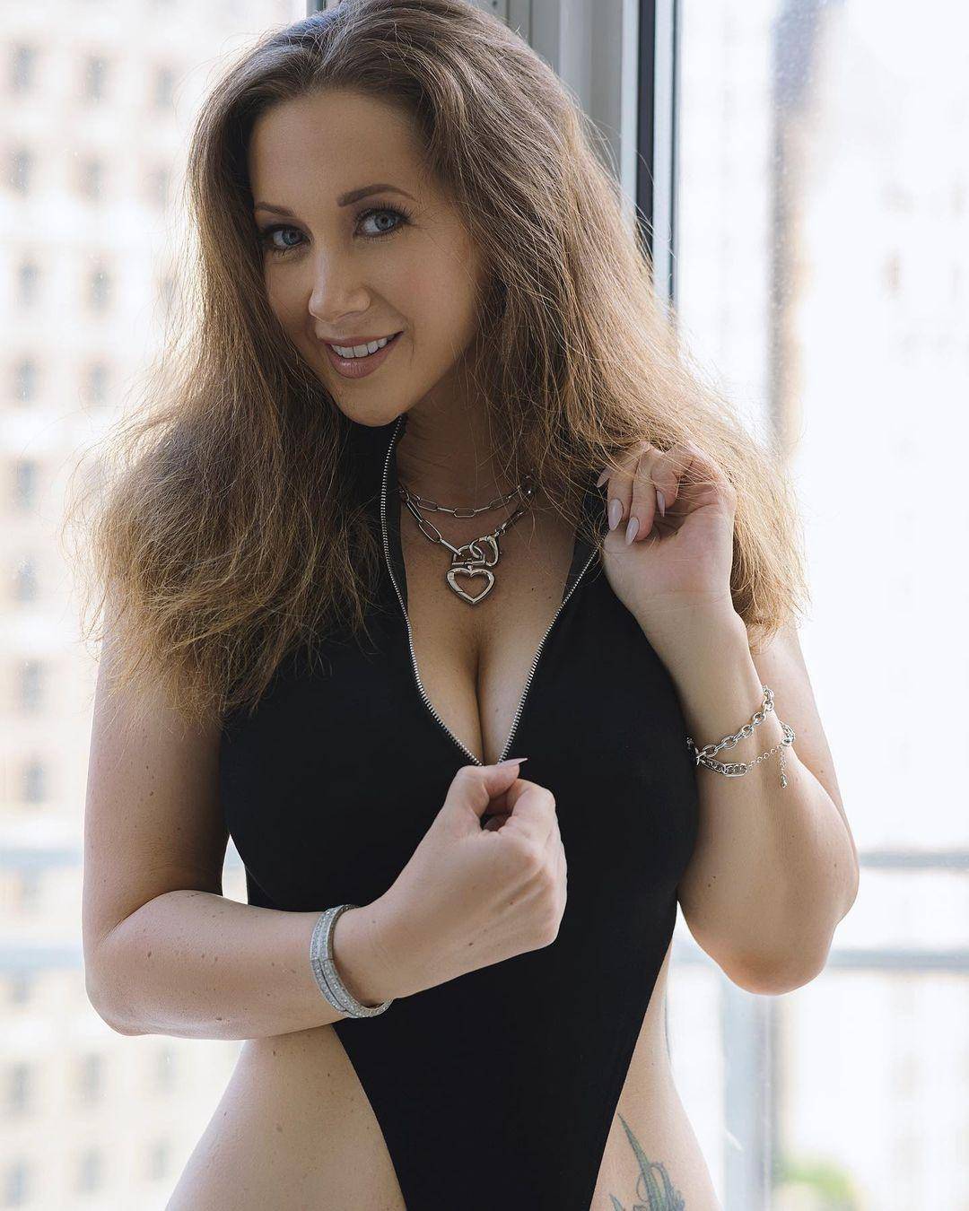 Jayden Jaymes | Scrolller