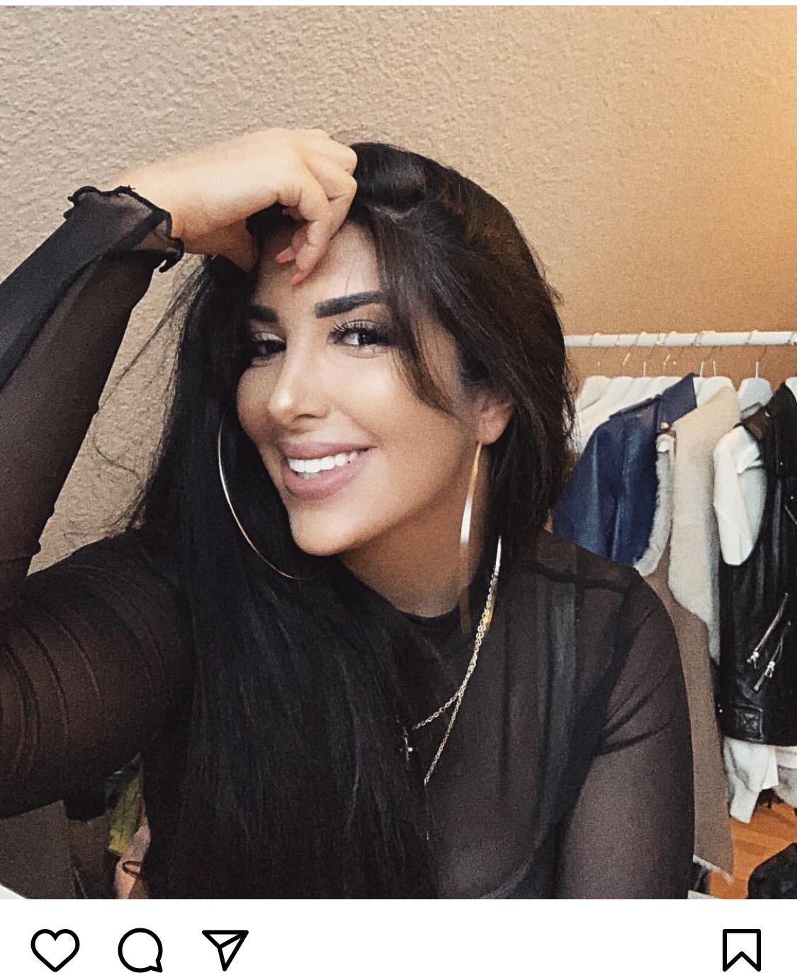 Jemand Bock auf diese kurdin ihre fresse zu wixxen 18+ .. mein insta steht unten | Scrolller