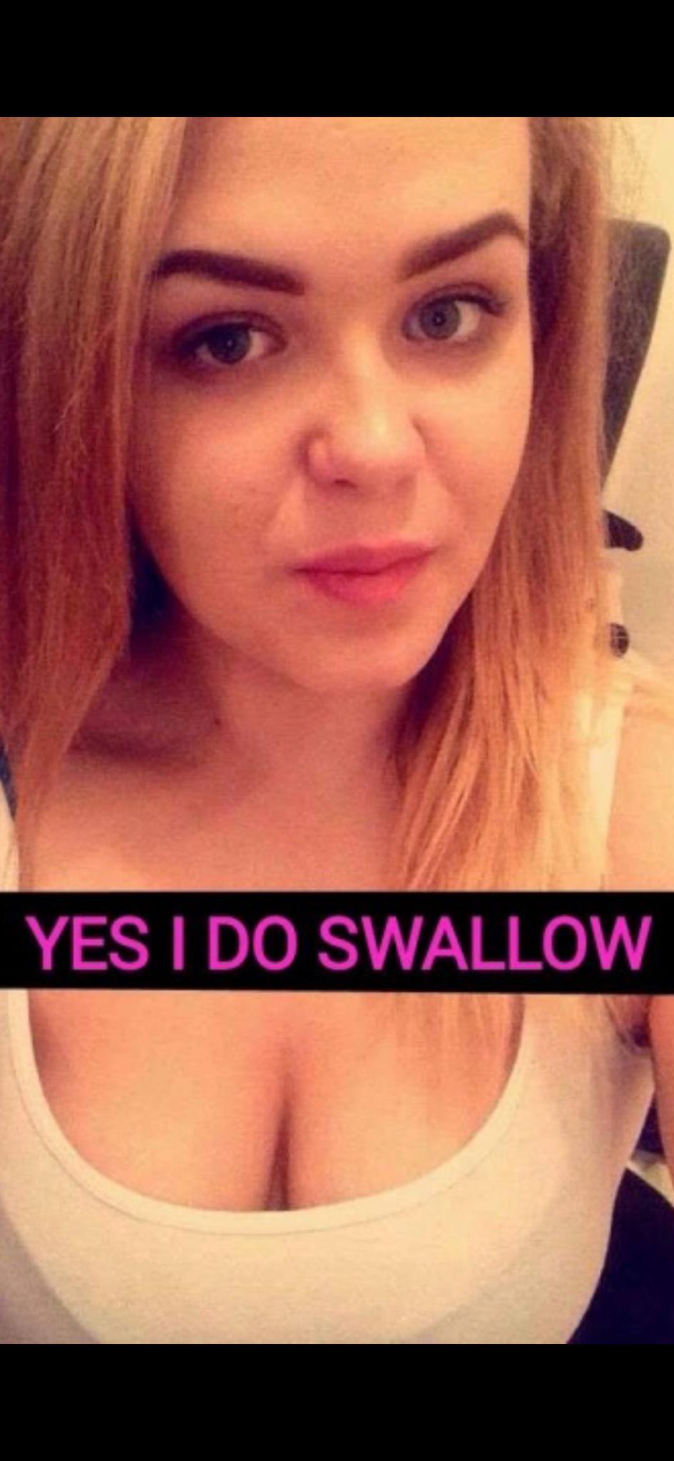 Jess 💦 | Scrolller