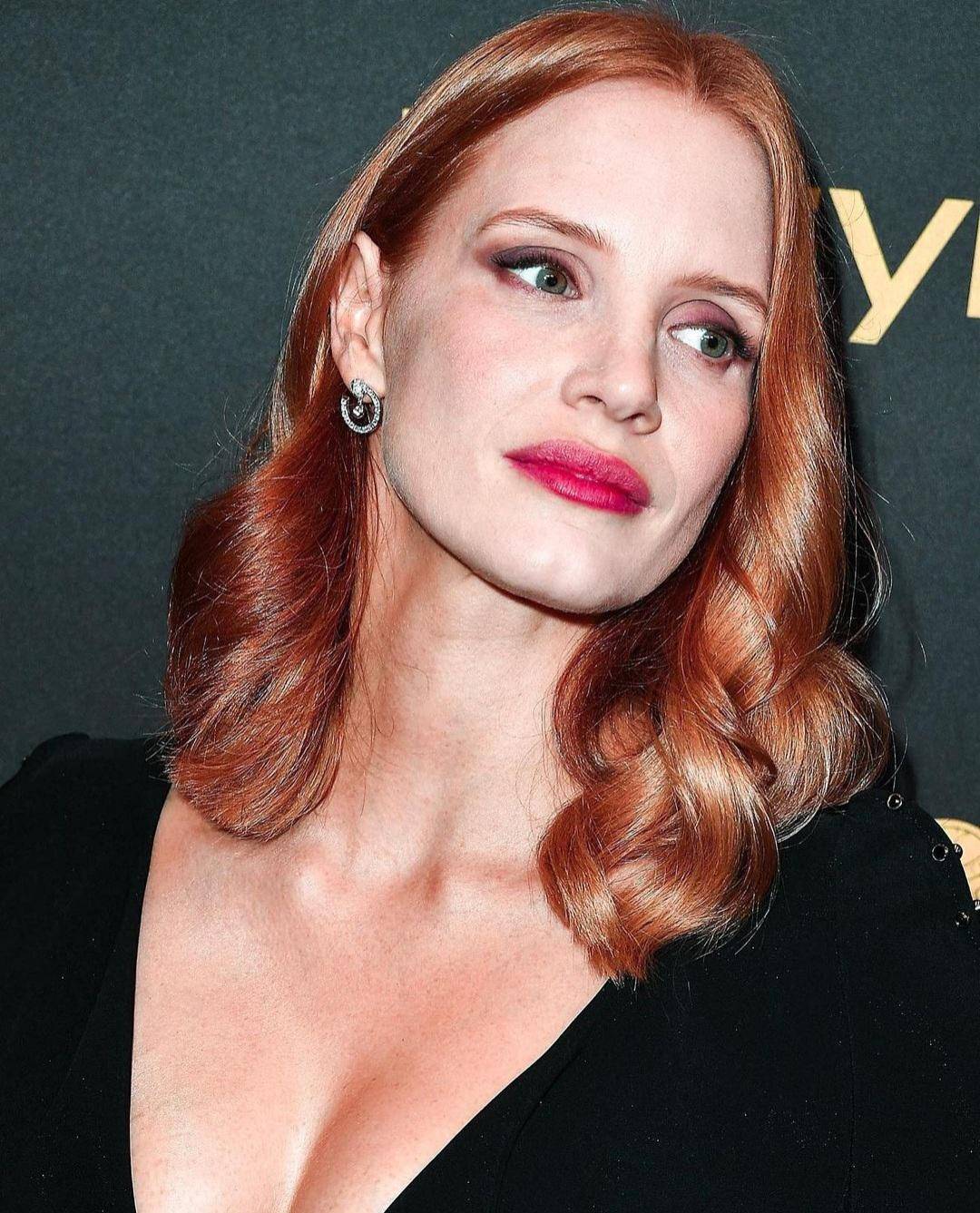 Jessica Chastain is so incredibly hot | Scrolller