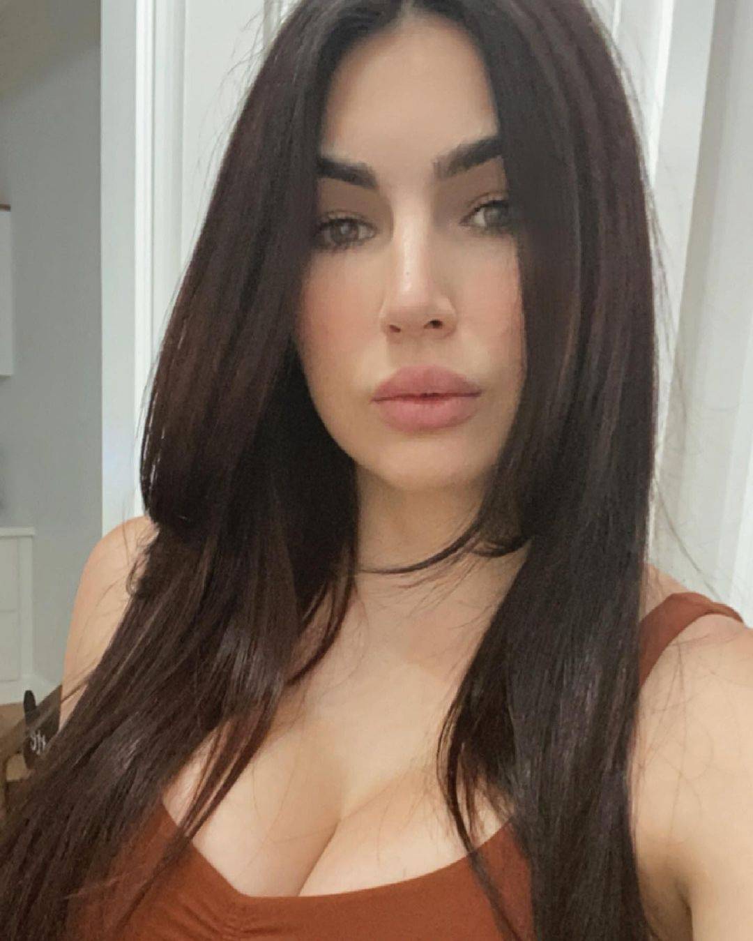 Jessica McKay | Scrolller