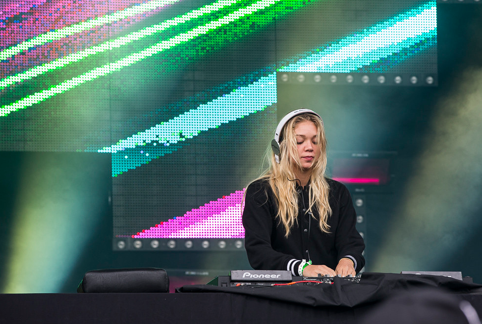 Jessie DJ | Scrolller