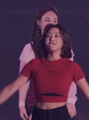 Jihyo - red top, BDZ Arena Tour Japan | Scrolller