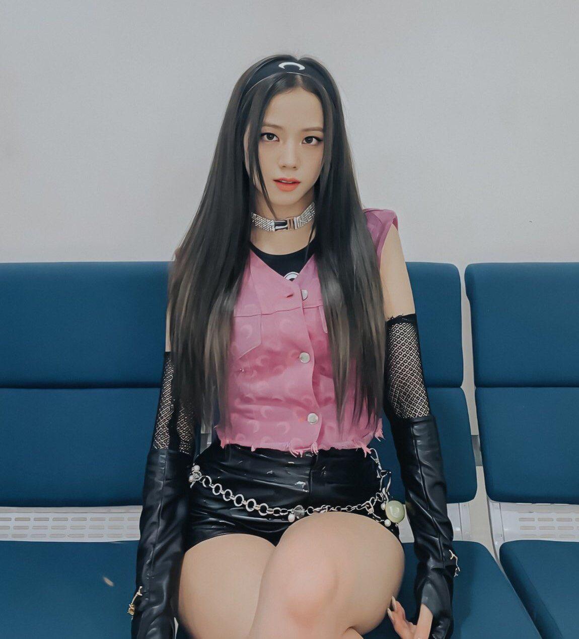 Jisoo - Blackpink | Scrolller
