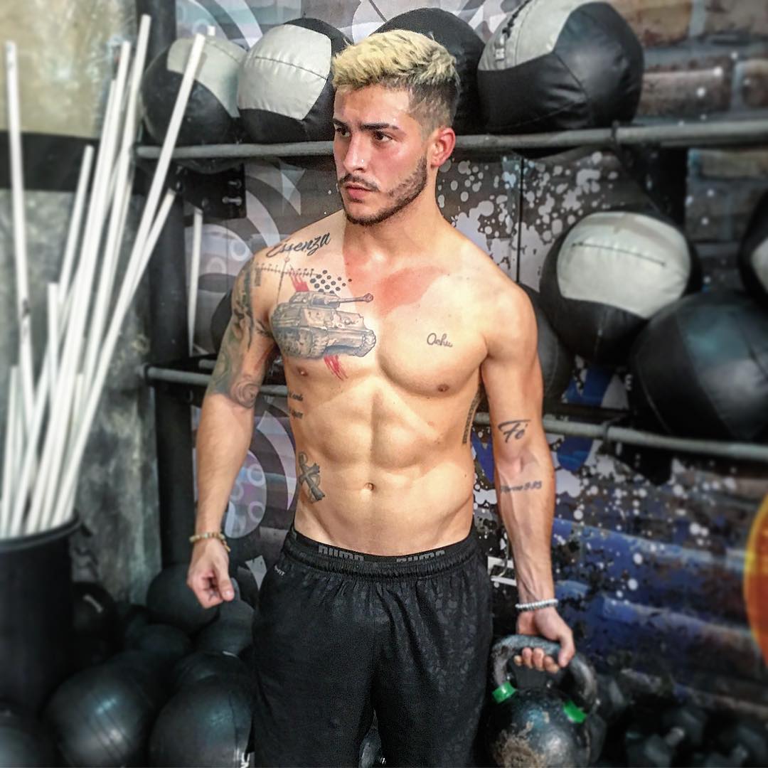 Joako Fabrega | Scrolller