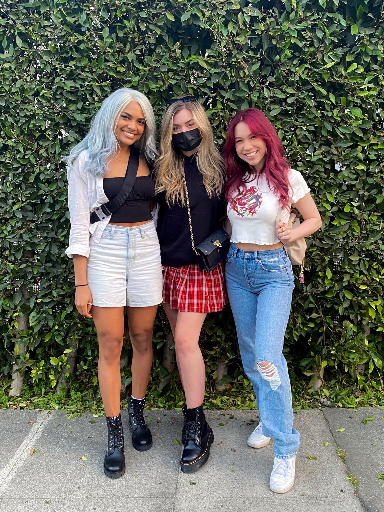 Jodi Brooke and Syd | Scrolller