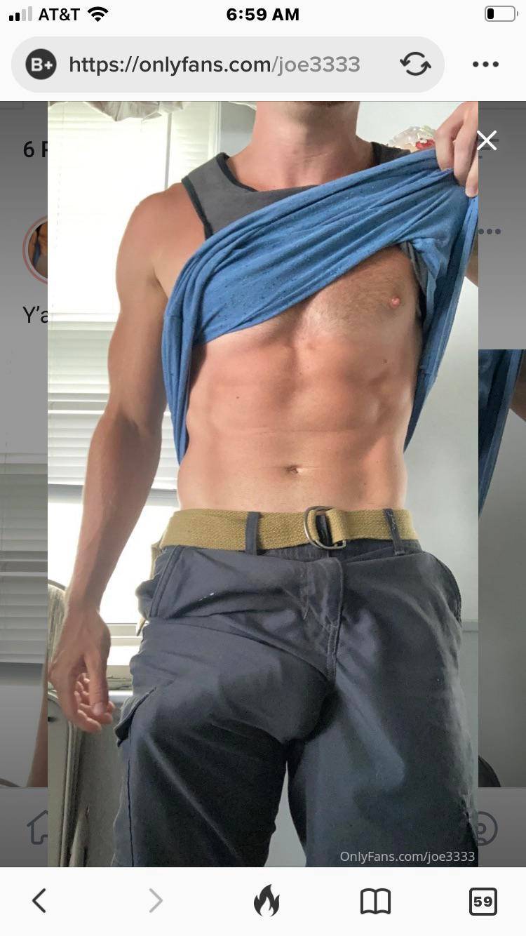 Joe3333 on onlyfans. Dude is packing | Scrolller