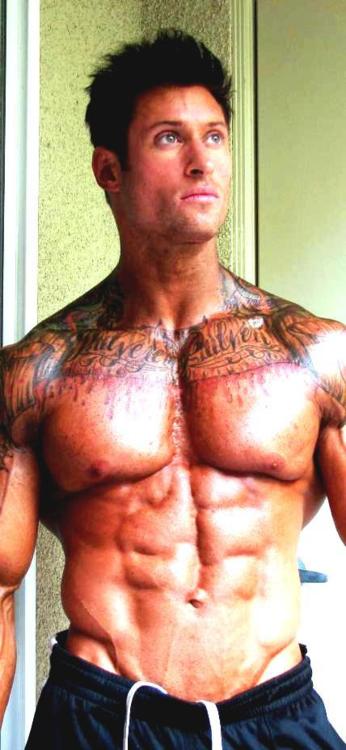 Joey Bloor | Scrolller