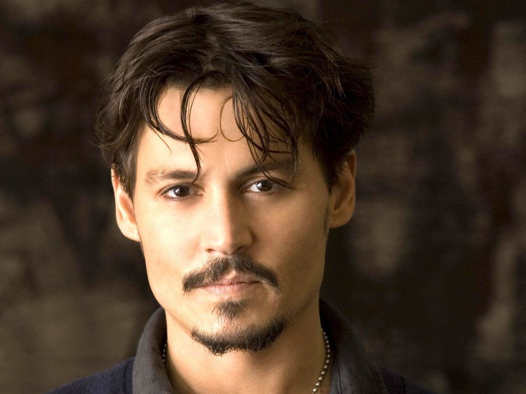 Johnny Depp | Scrolller