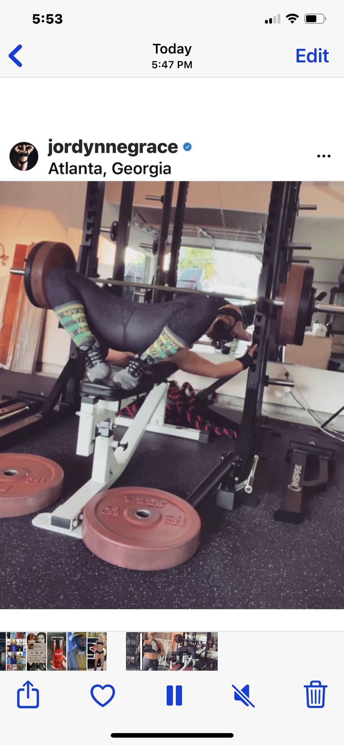 Jordynne Grace benchpress | Scrolller