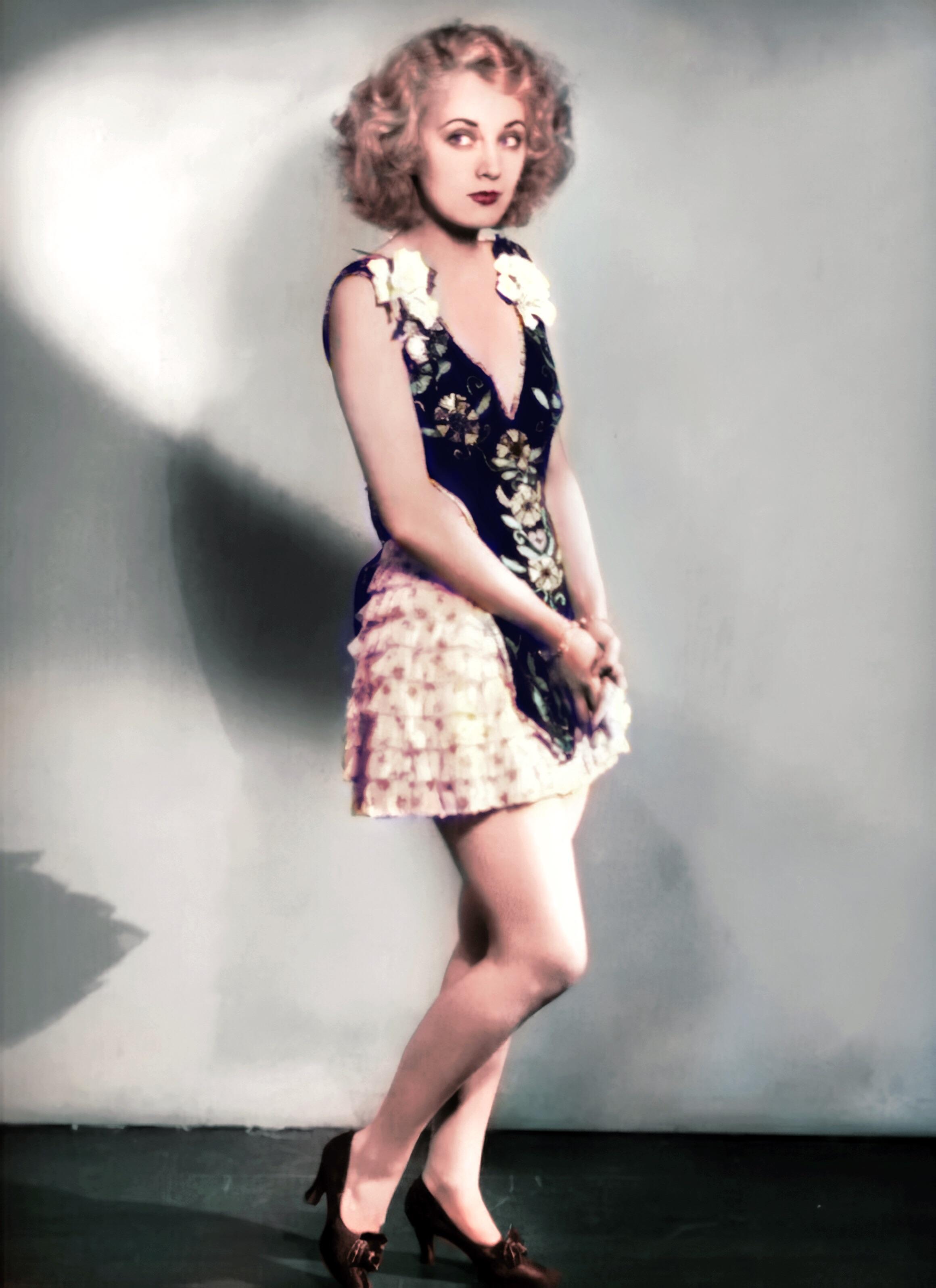 Josephine Dunn, ca. 1929 | Scrolller