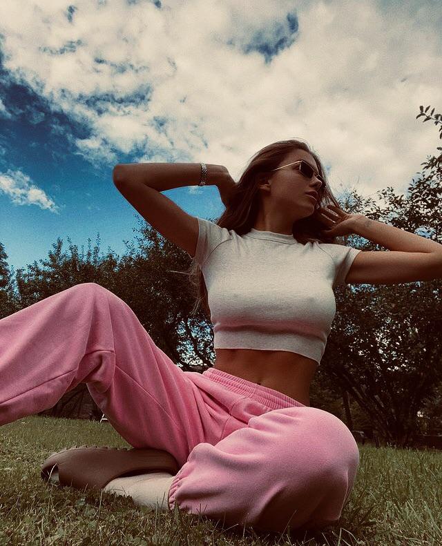 Juicy cherries | Scrolller