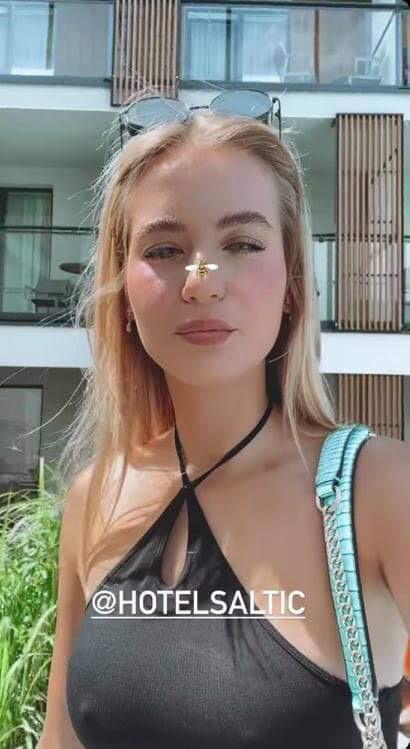 Julia Kostera | Scrolller