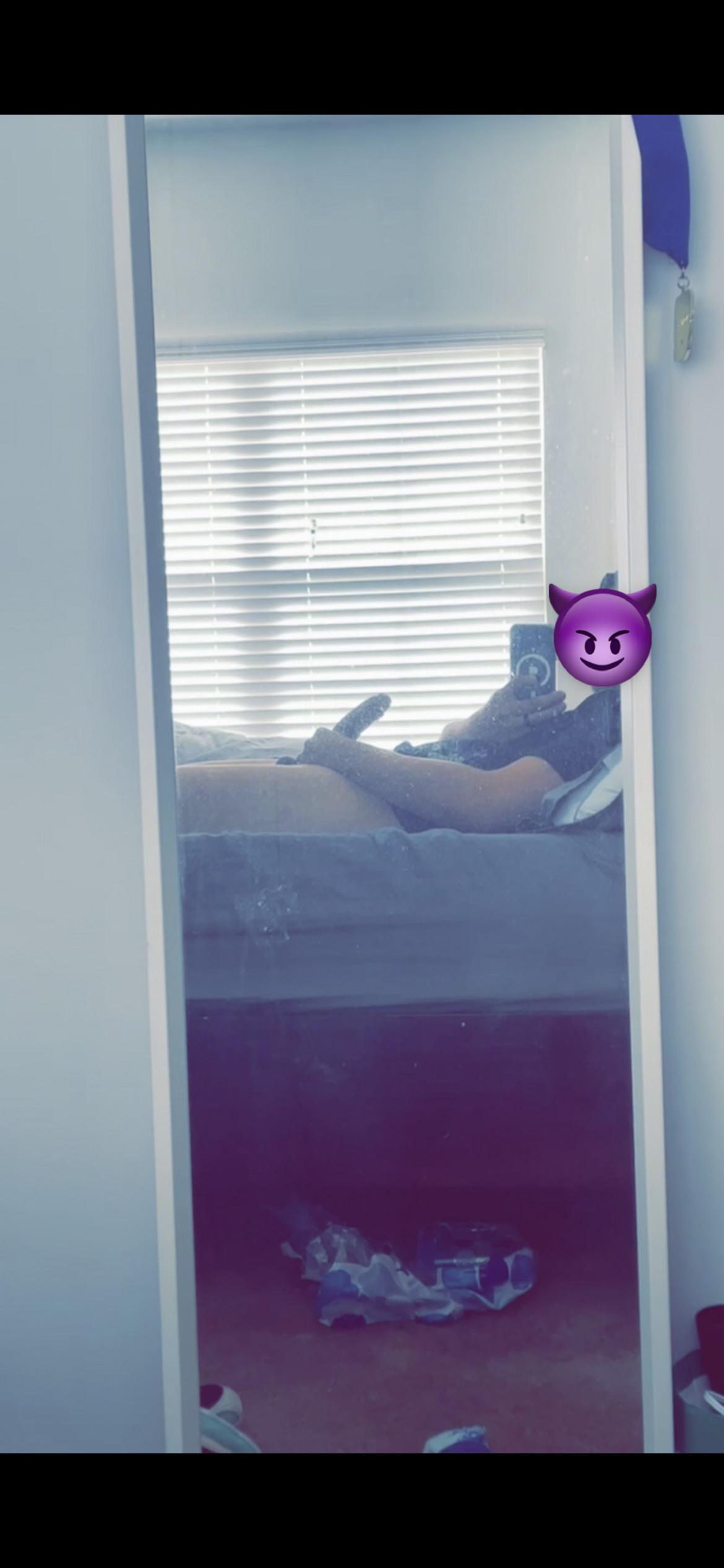 Jump on top?😏 | Scrolller