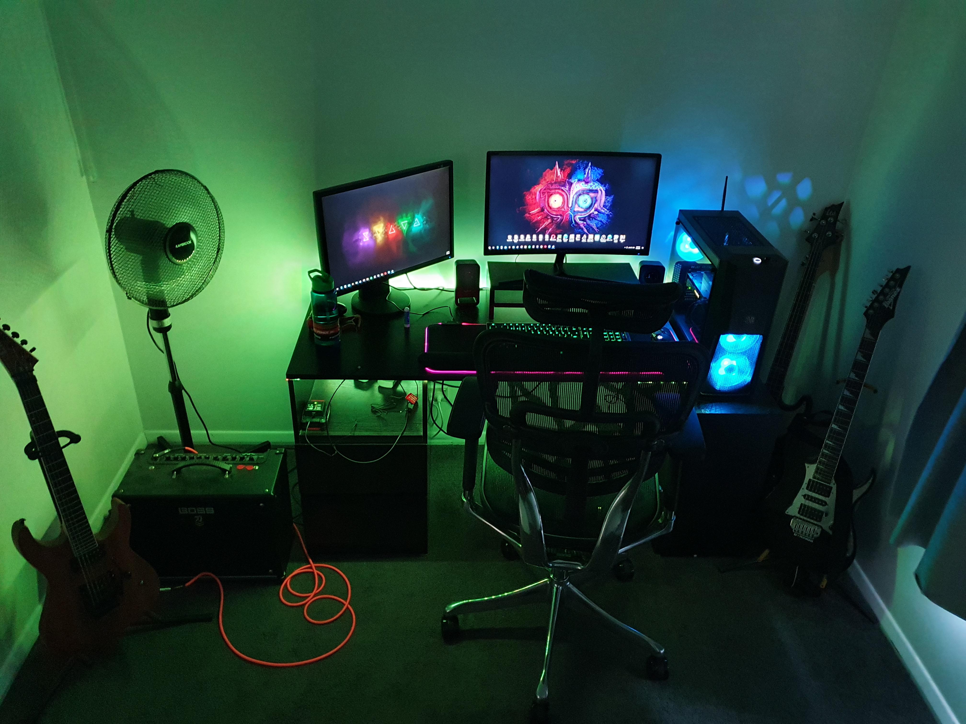 Just a chill spot to play guitar and play Valheim tbh | Scrolller