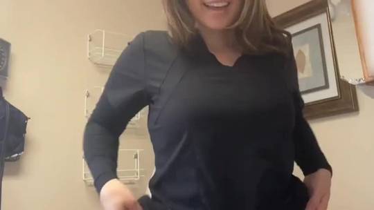 Just a simple and quick booby flash 🙂 | Scrolller