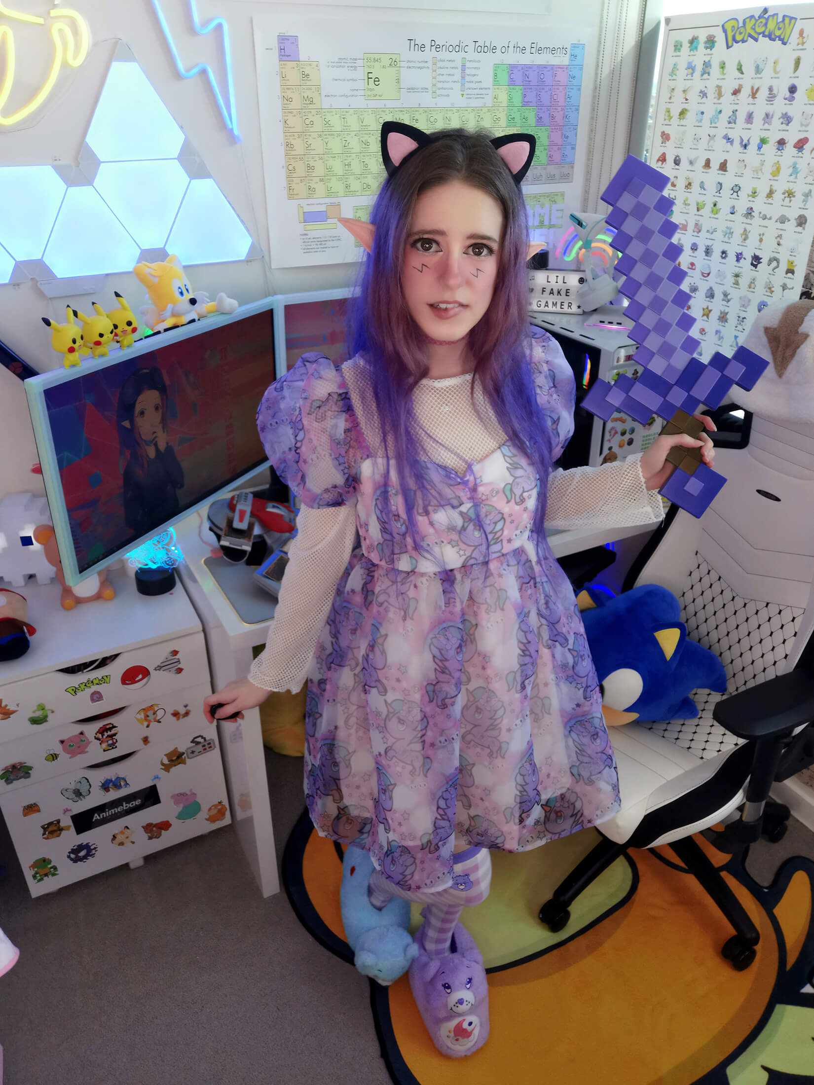 do you like my enchanted sword? 🥰 ️ | Scrolller