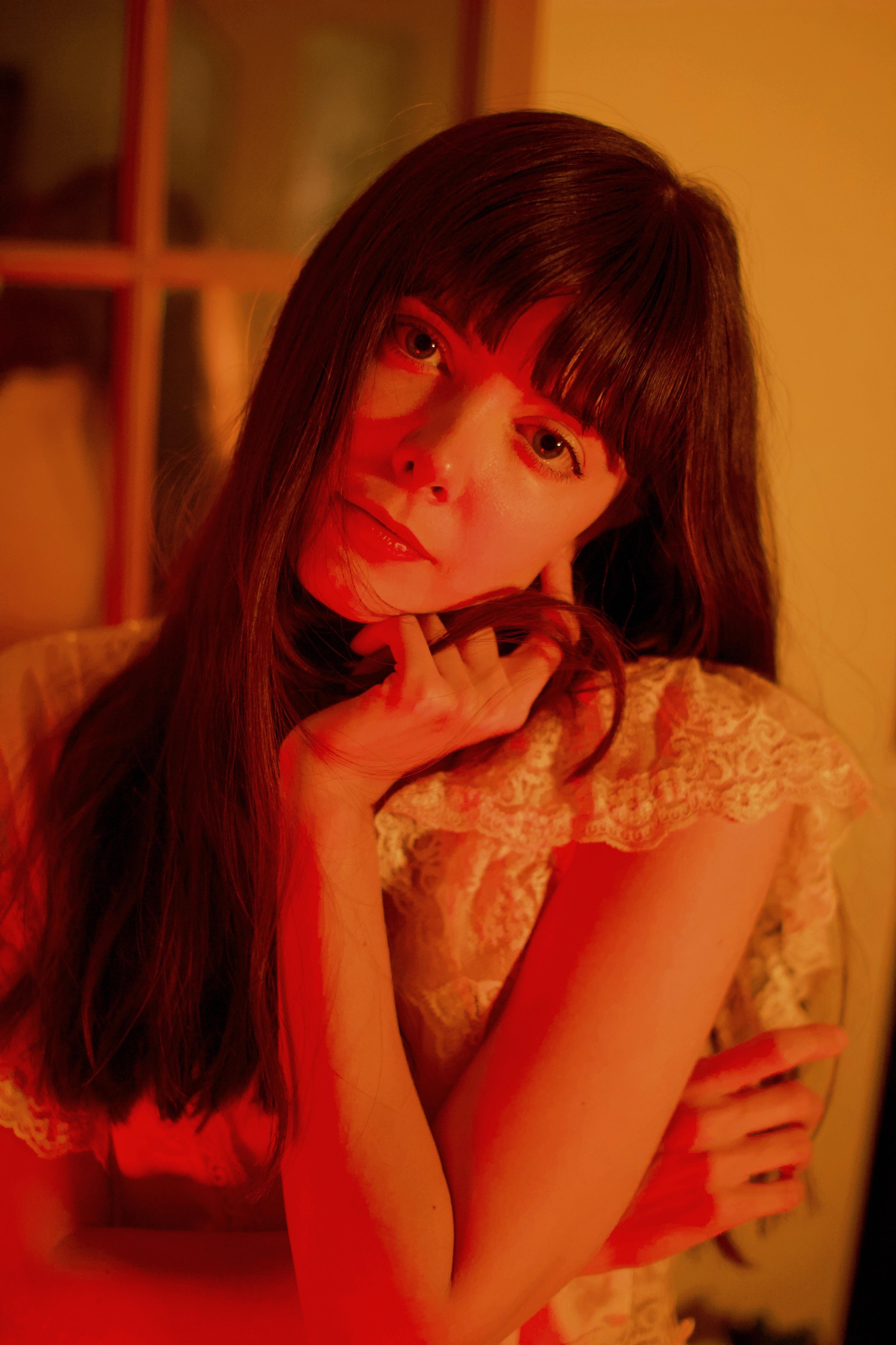 Just a sweet gaze 😊 | Scrolller