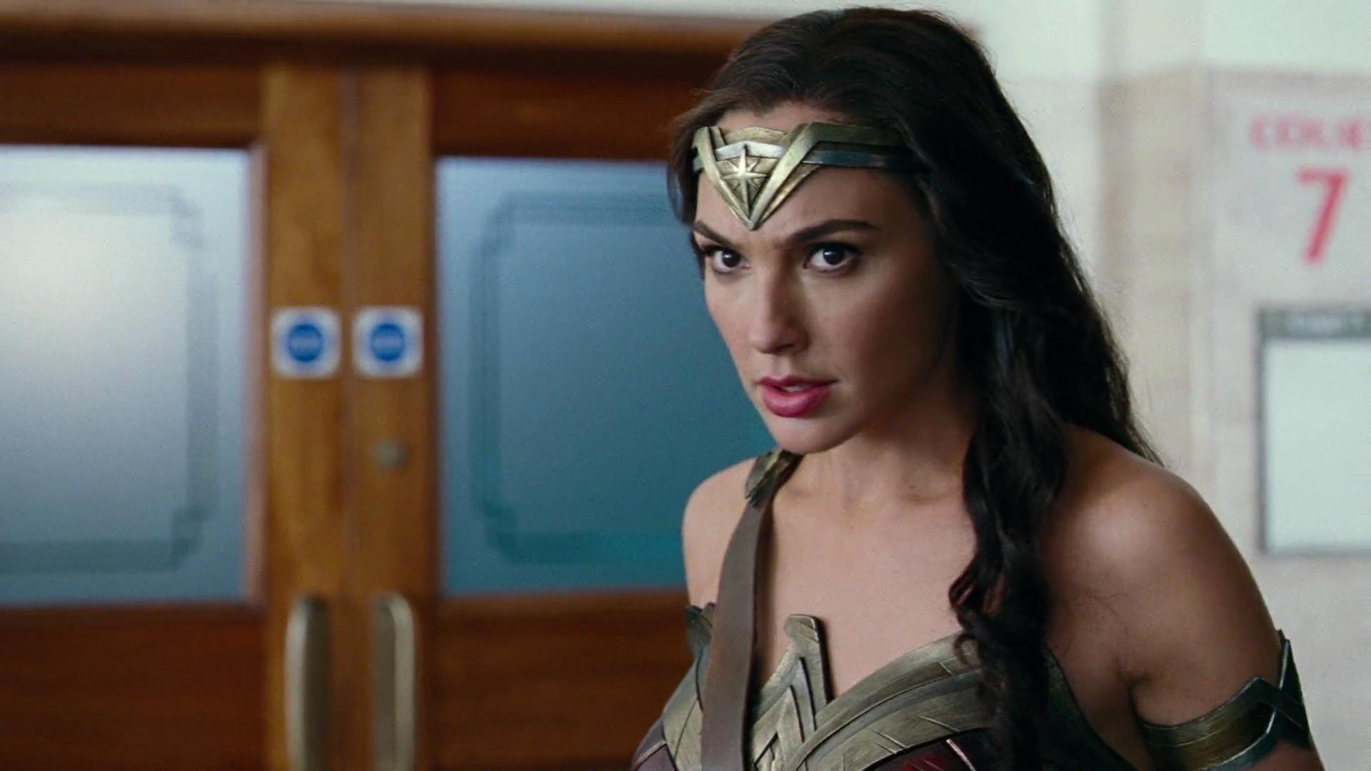 Just blew a big fat load to Gal Gadot | Scrolller