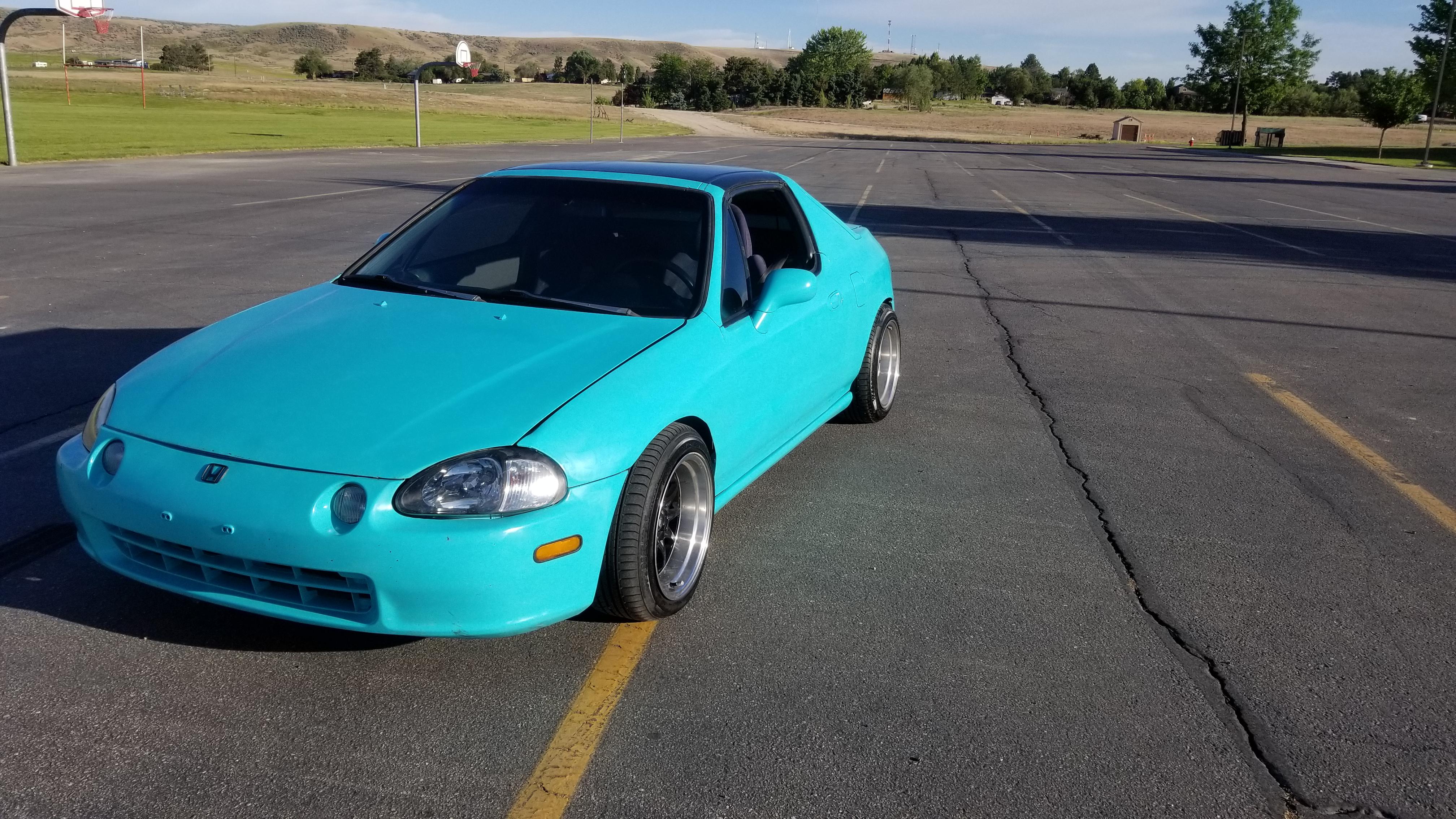 Just bought my 95 del sol vtec with the b16. Honestly in love with this car. | Scrolller