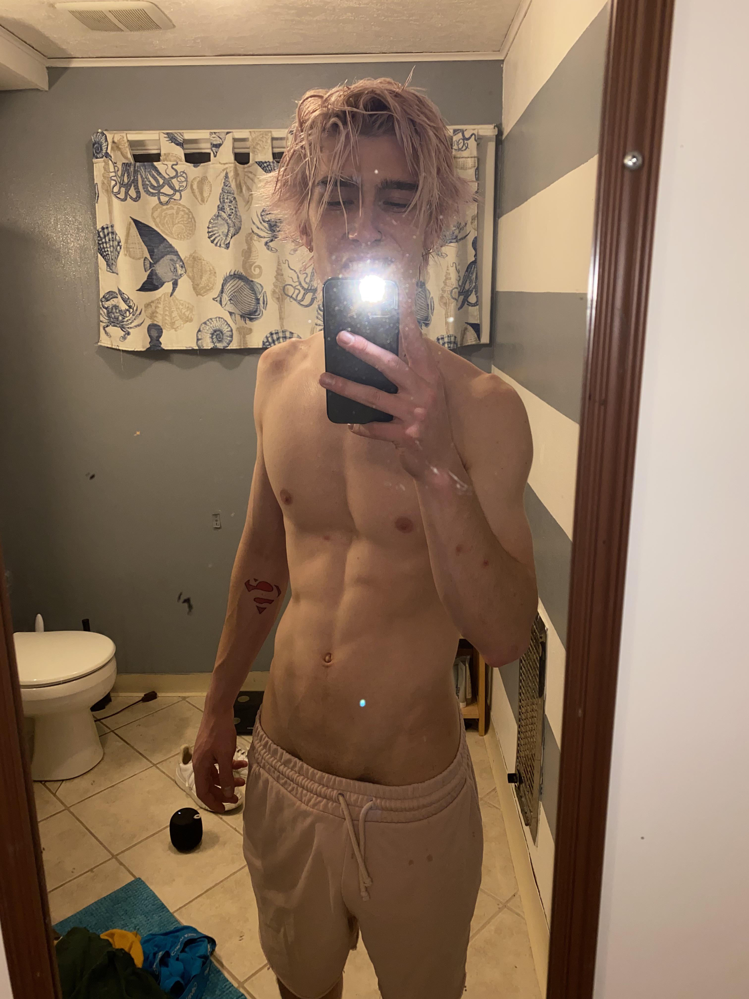 Just feeling myself honestly... | Scrolller