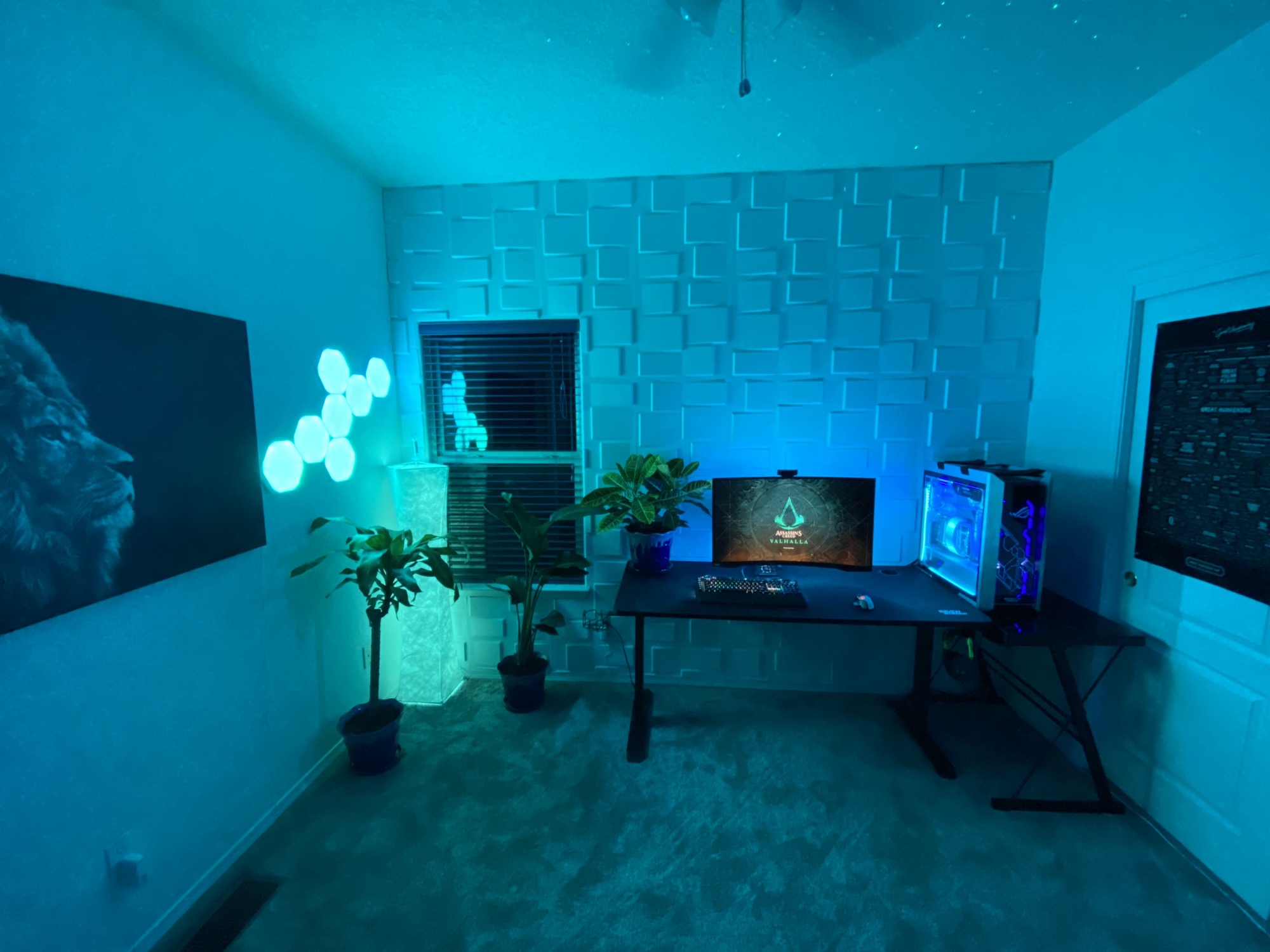 Just Finished My Gaming Room/Office | Scrolller