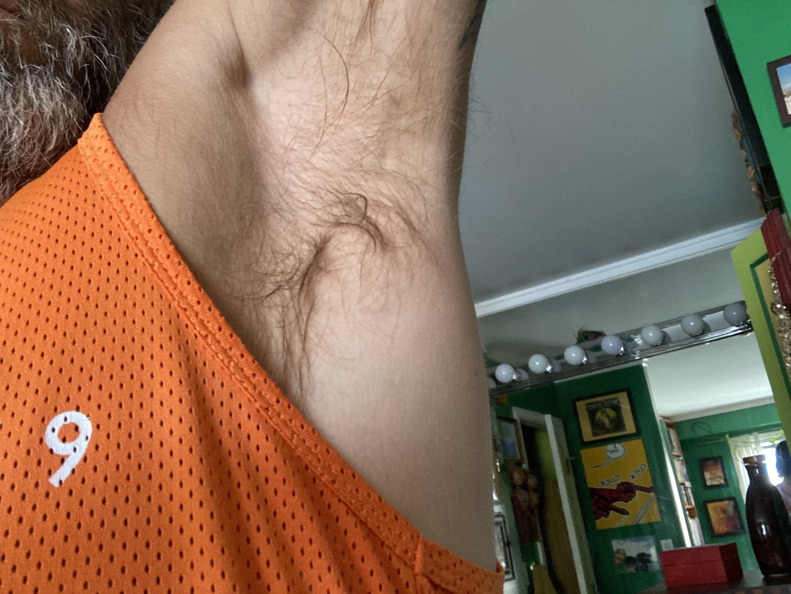 Just finished working out. Who wants some? | Scrolller